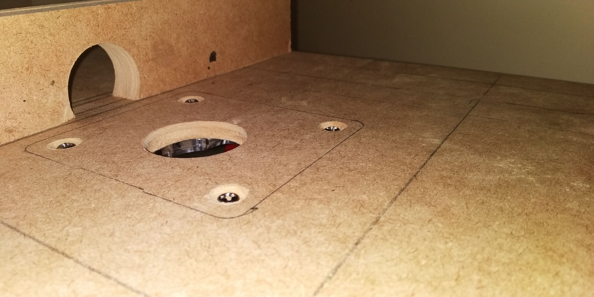 Basic Trim Router Table (5 Steps) : 6 Steps - Instructables