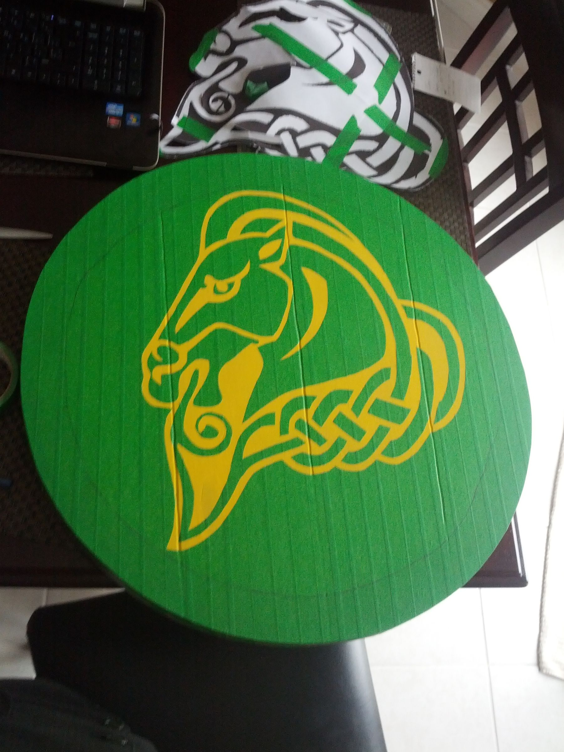Skyrim Hold Shields : 8 Steps - Instructables