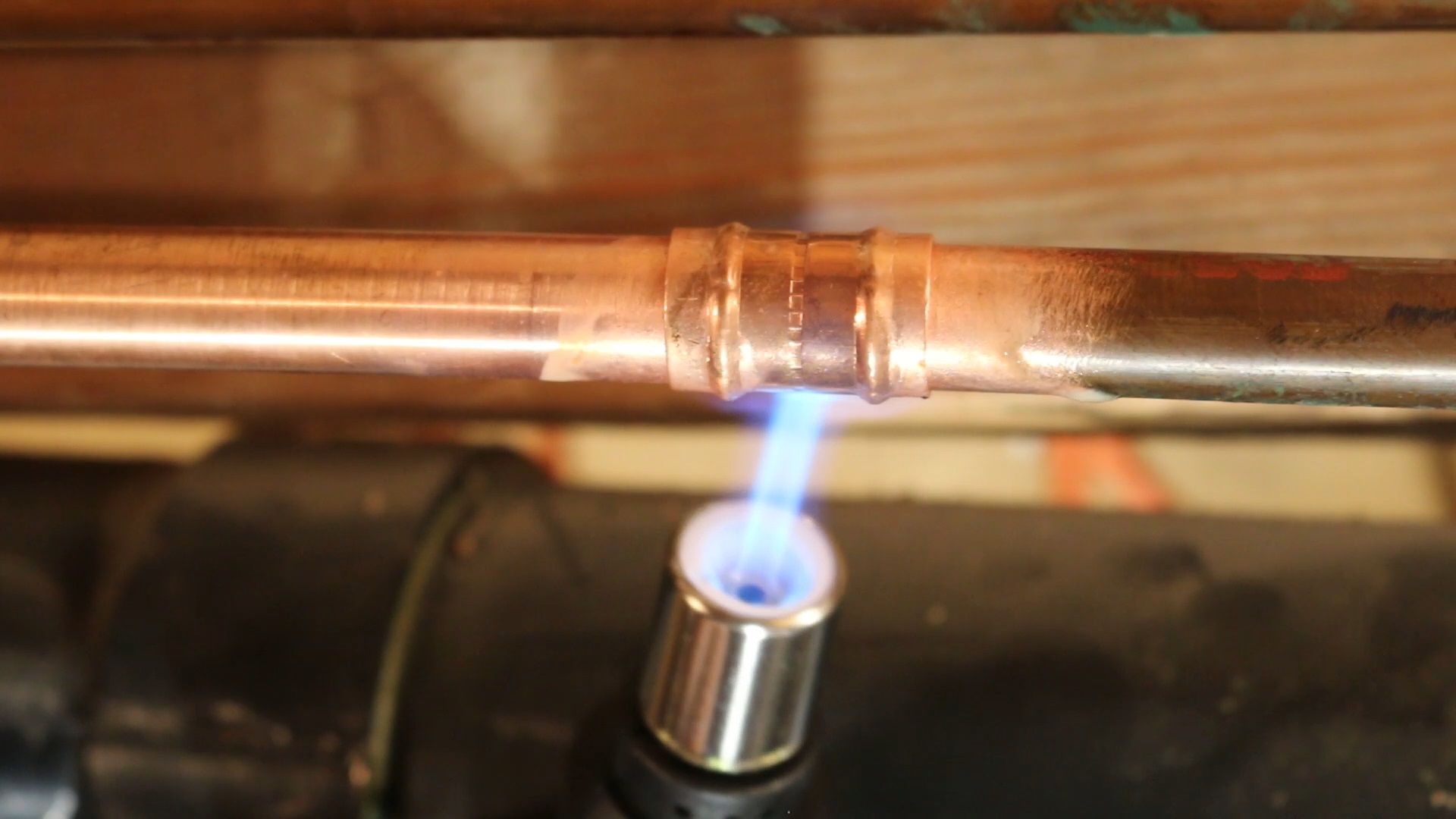 The EASIEST Way to Repair a Copper Pipe! : 4 Steps - Instructables