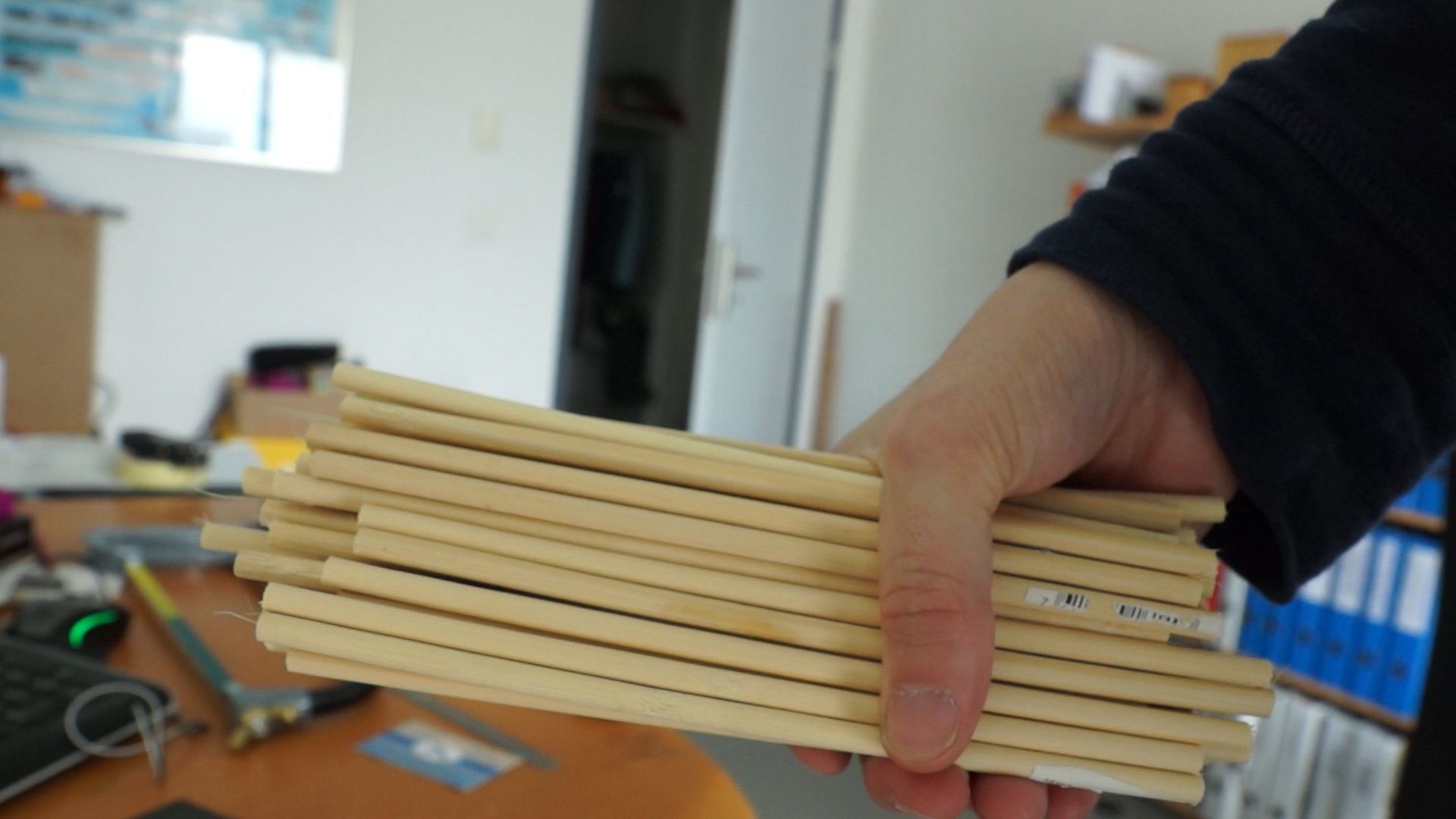 Box Shelf Clever Attached to Wire Rope : 6 Steps (with Pictures ...