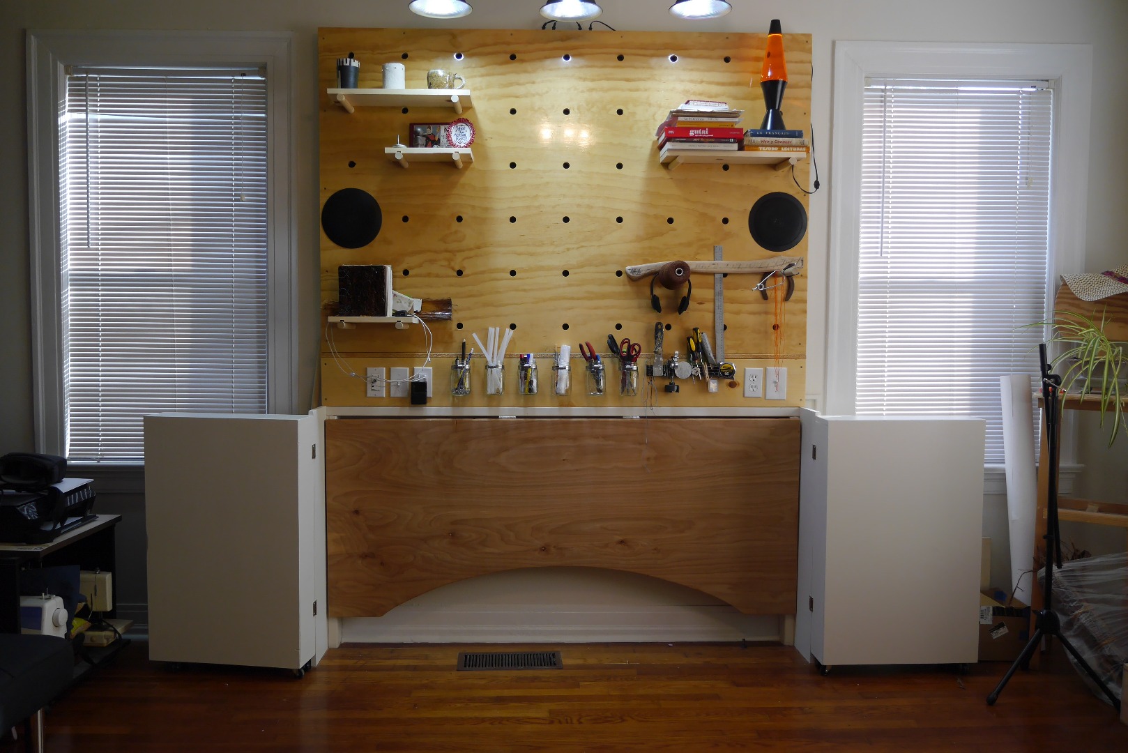 Transforming Workbench & Storage : 8 Steps (with Pictures) - Instructables