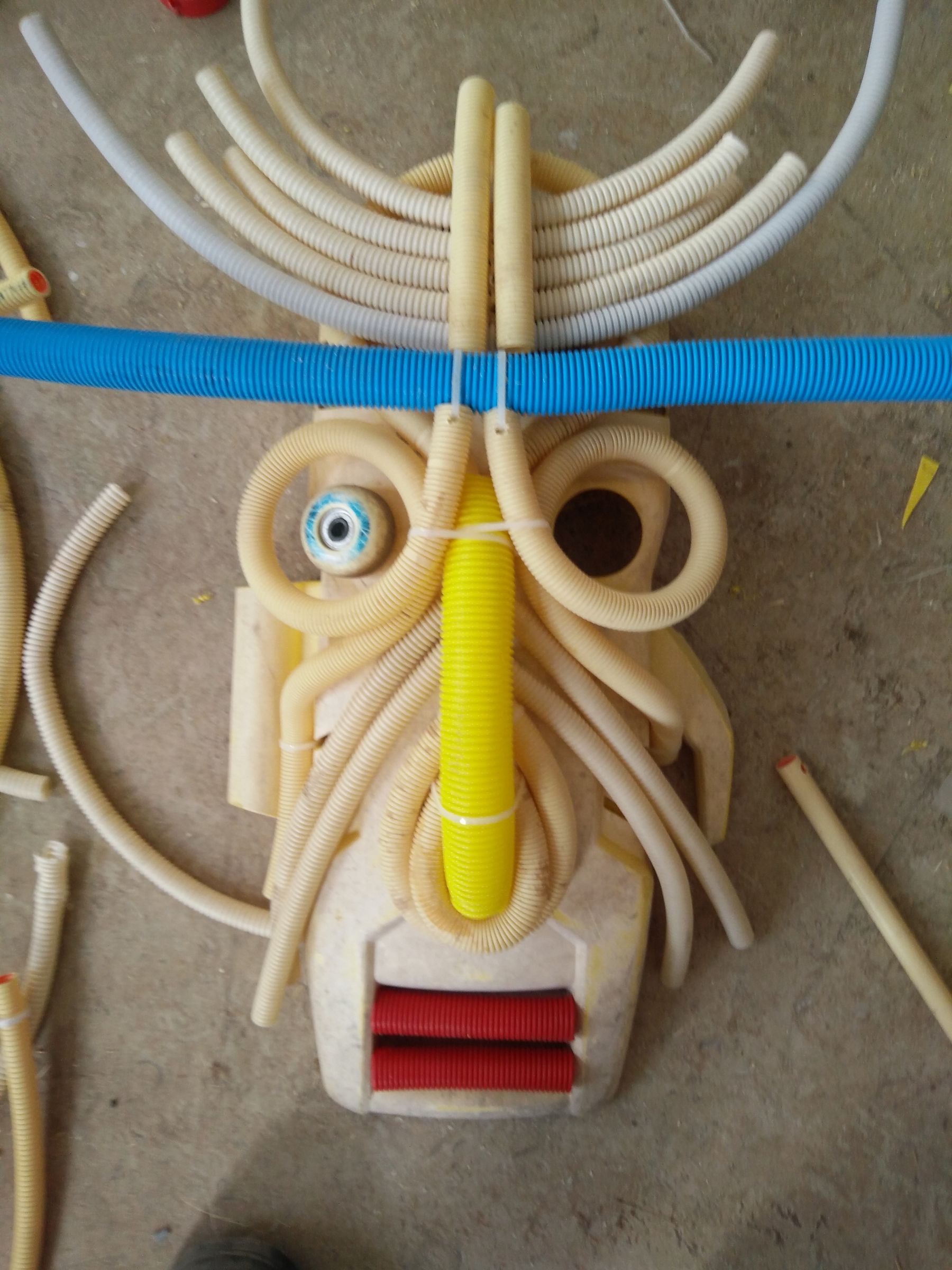 Ritual Masks From Trash : 11 Steps (with Pictures) - Instructables