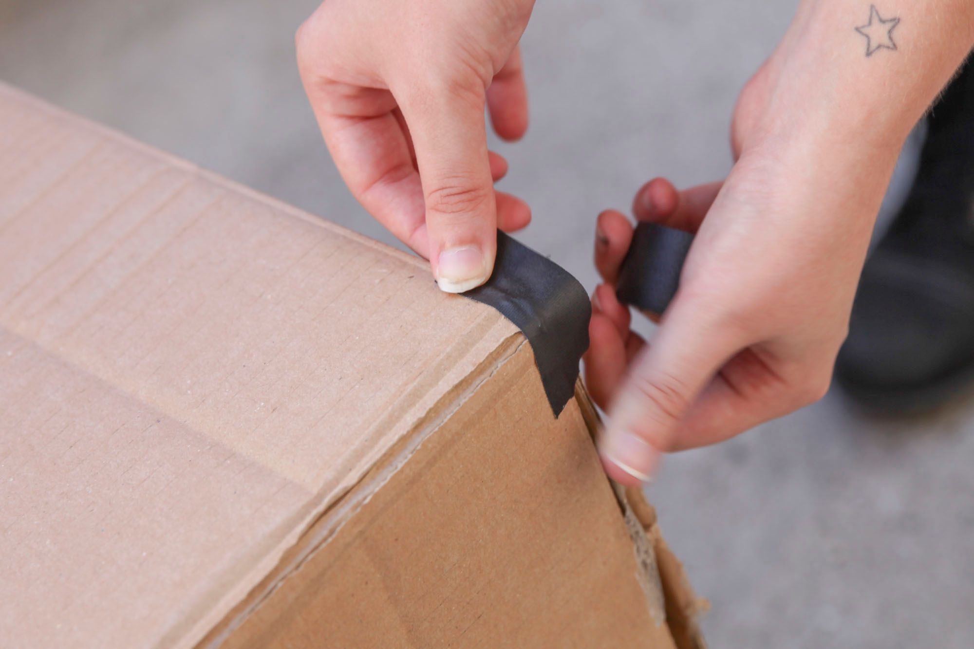 Cardboard Box Eclipse Viewer : 6 Steps (with Pictures) - Instructables