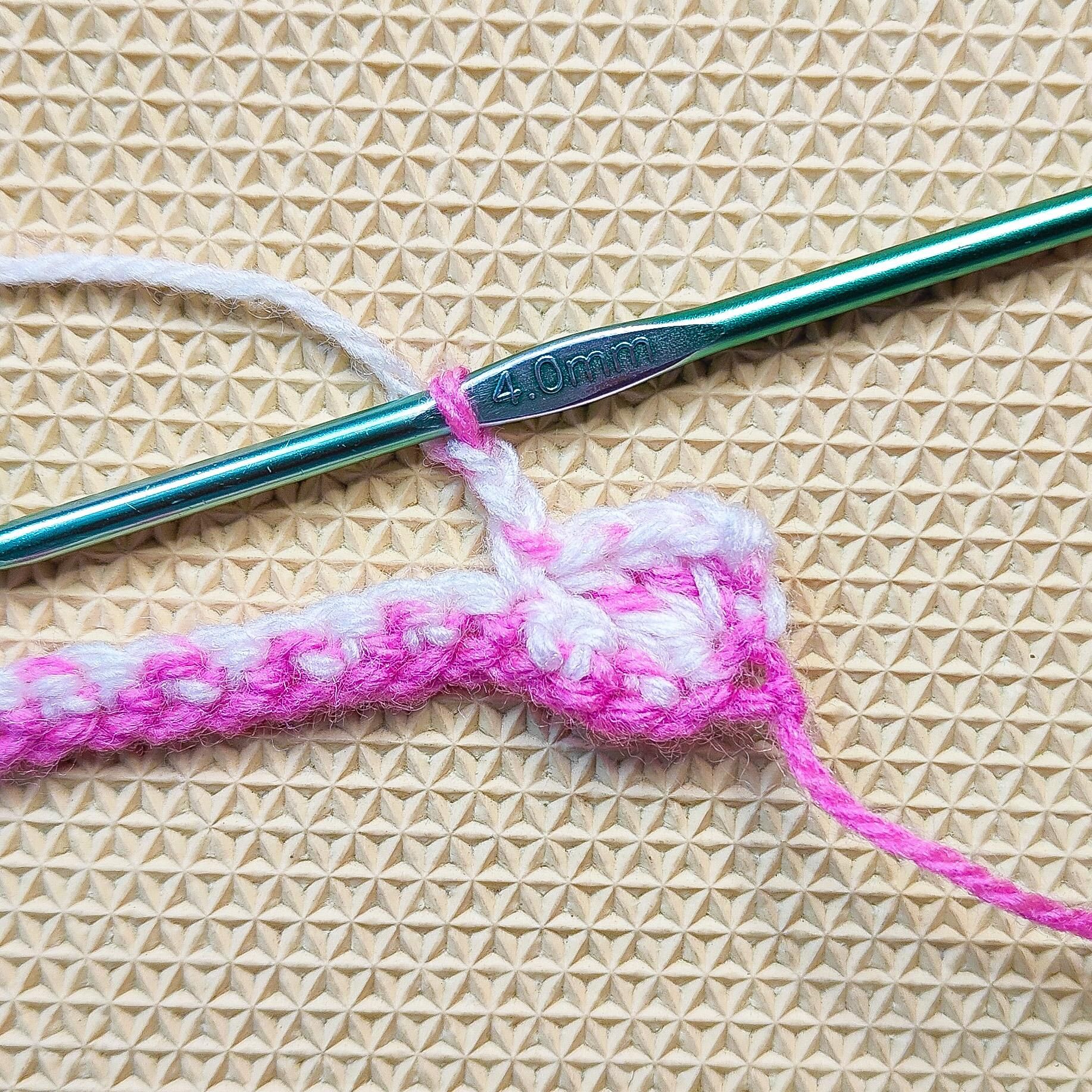 Easiest One Row Repeat Crochet Scarf Pattern : 6 Steps (with Pictures ...