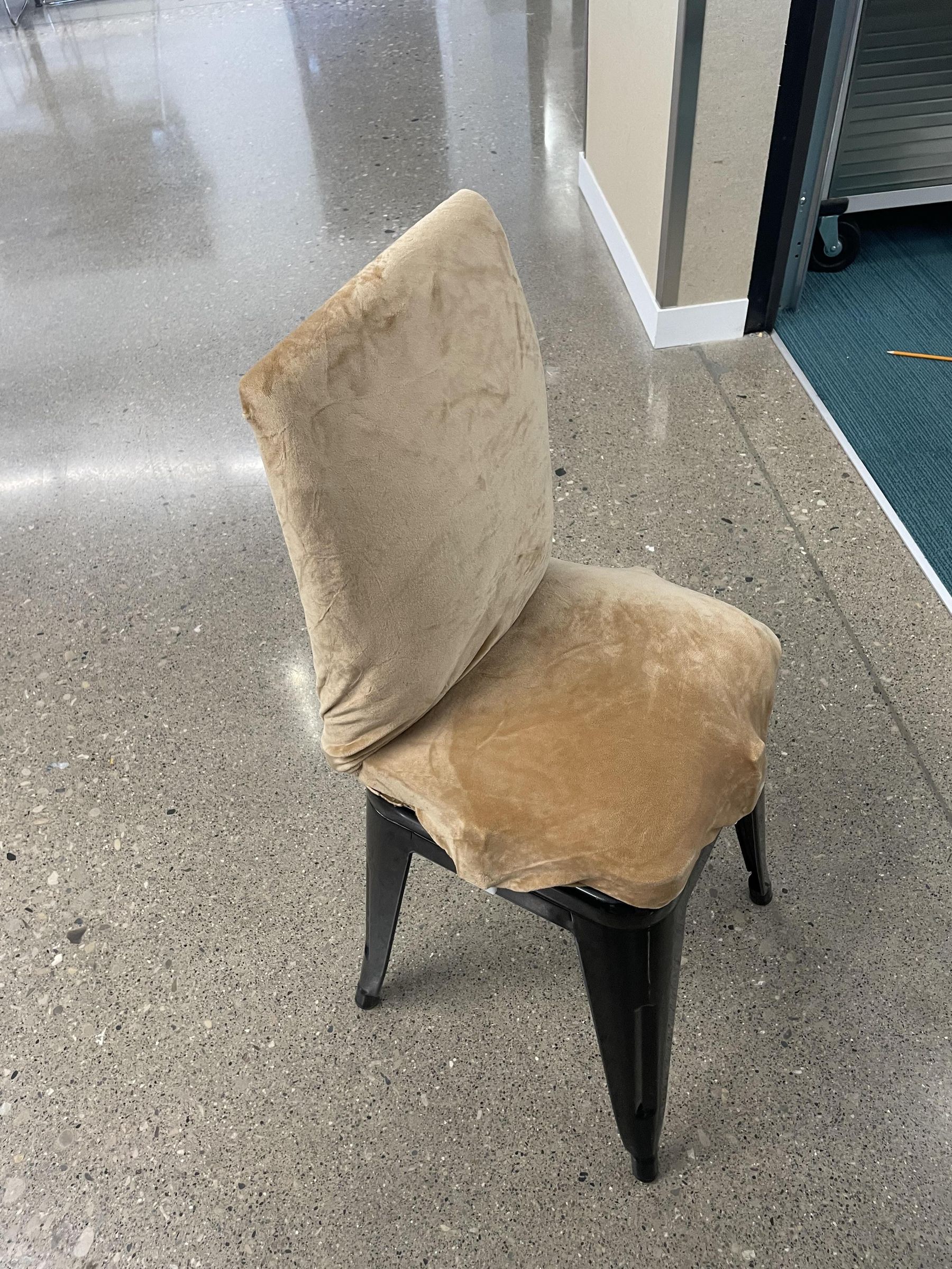 Attachable Cushion+Back Rest for Stool : 5 Steps - Instructables