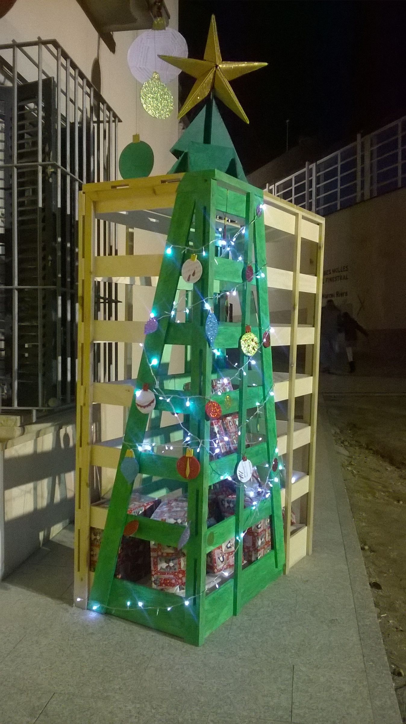 A Tree in a Box? : 5 Steps - Instructables
