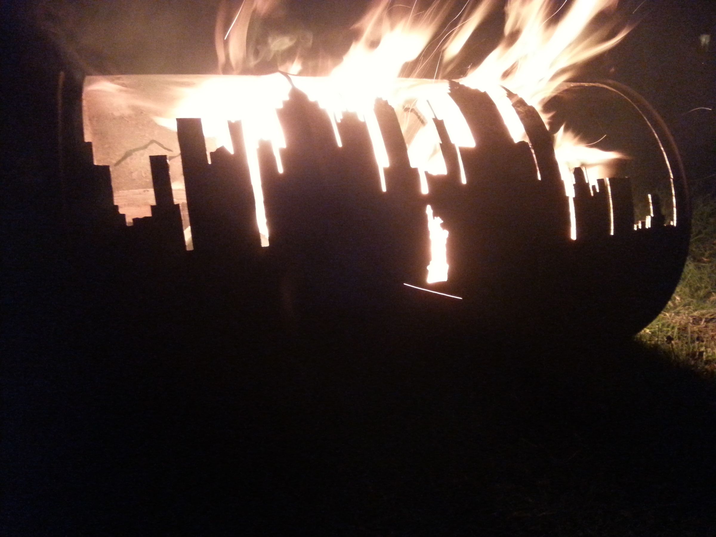 Oil Drum Garden Fire Pit With a Skyline..!! : 10 Steps (with Pictures ...