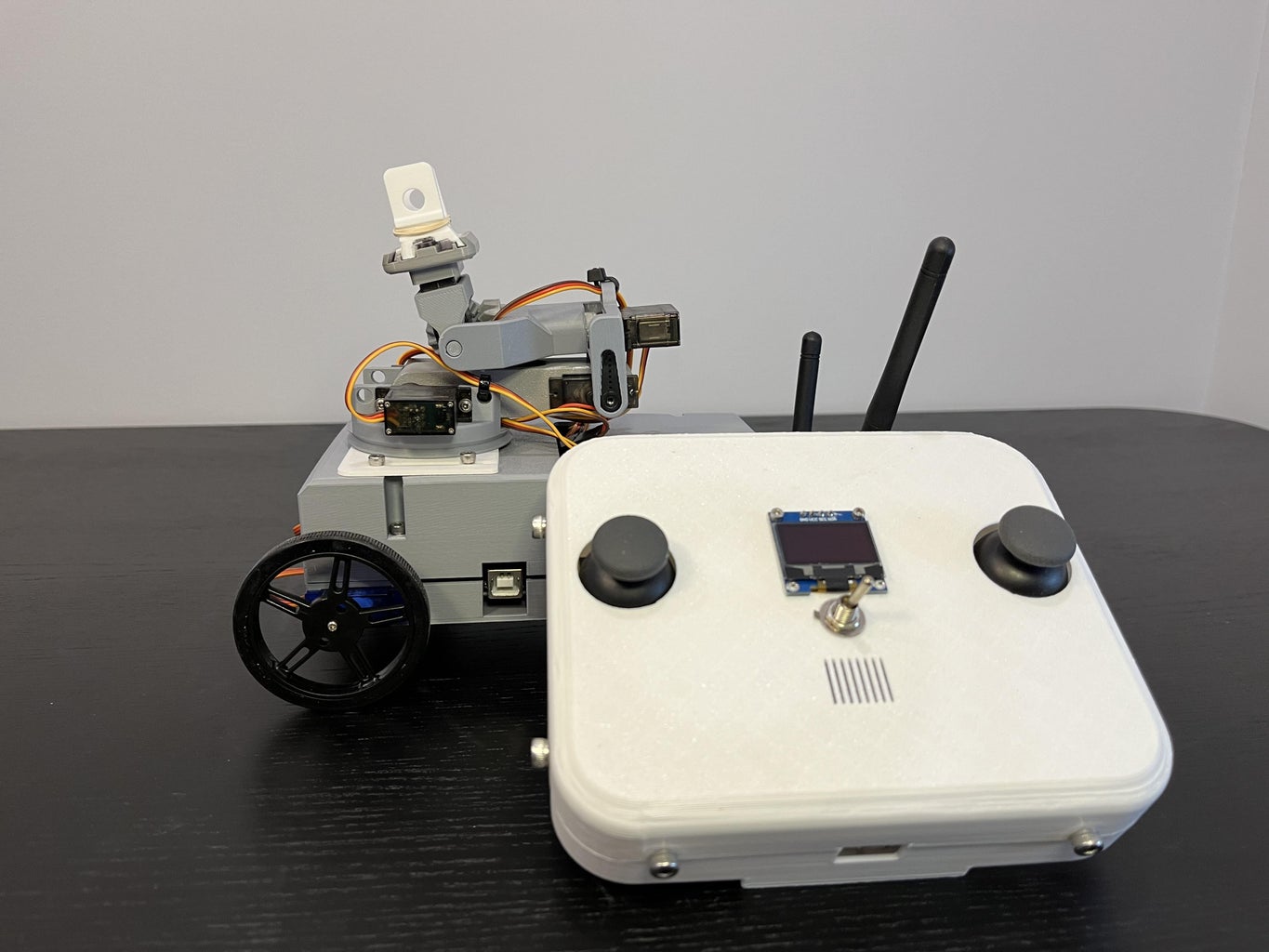 3d Printed Arduino Servo Platform With Robotic Arm 4 Steps