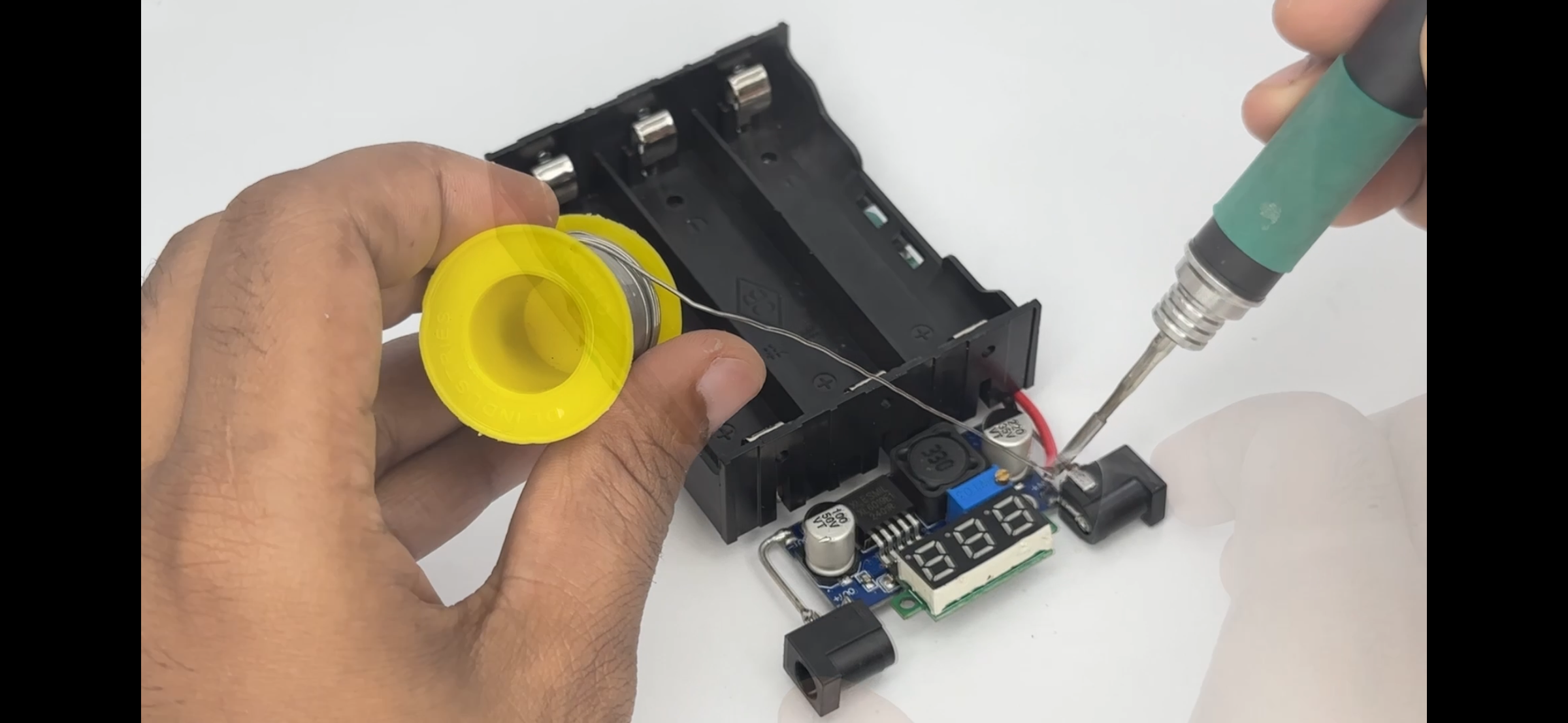 Build a Compact WiFi UPS at Easy : 10 Steps (with Pictures) - Instructables