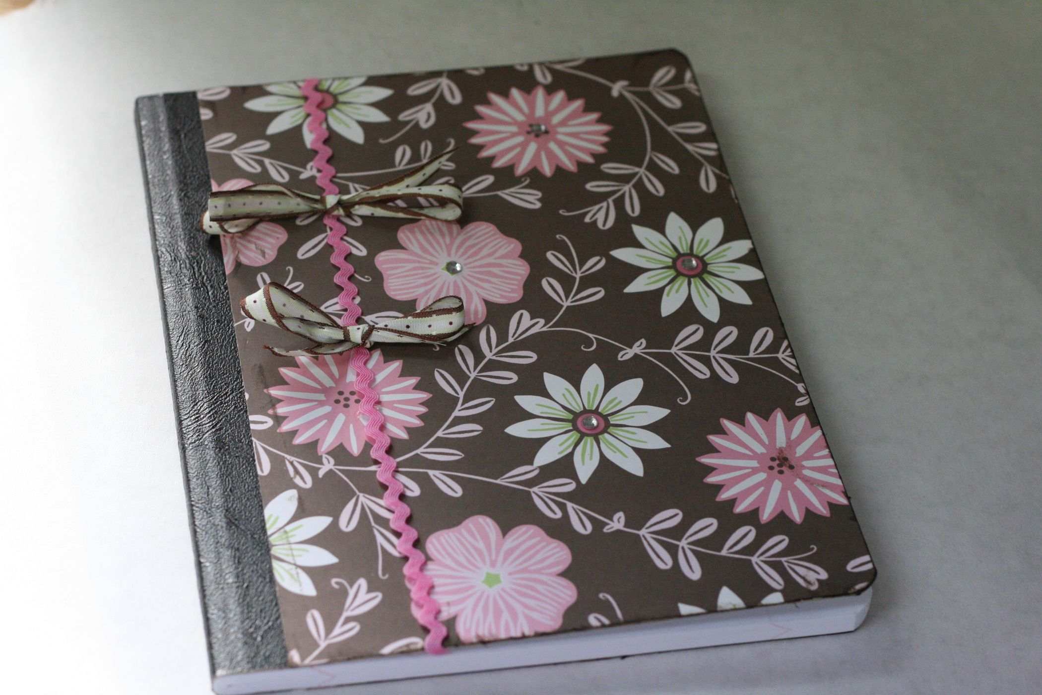 How to Decorate a Composition Journal : 10 Steps (with Pictures ...