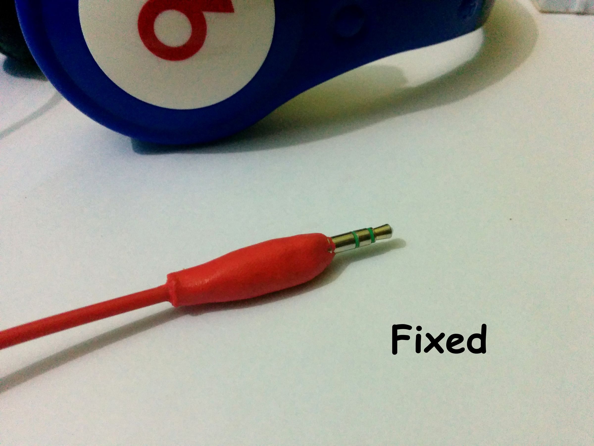 Fix Your Headphones Jack Using Sugru : 3 Steps - Instructables