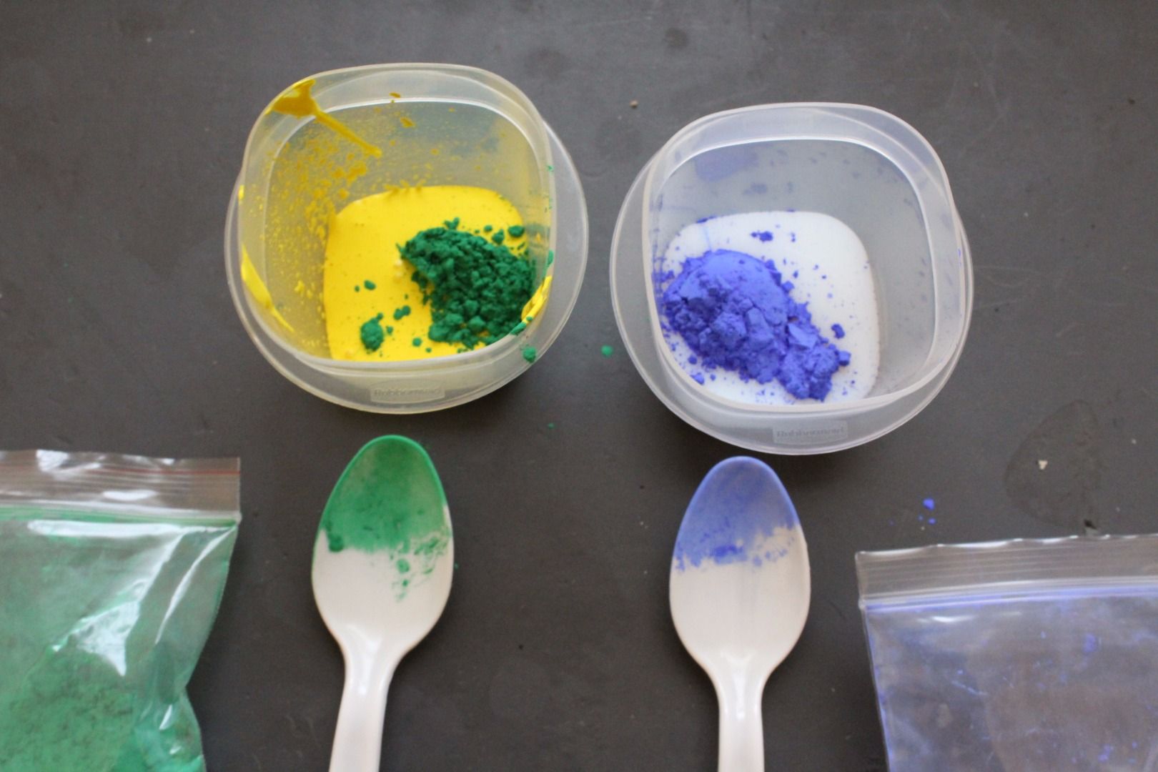 Make Your Own Thermocolor (Color-Change) Paint! : 4 Steps (with ...