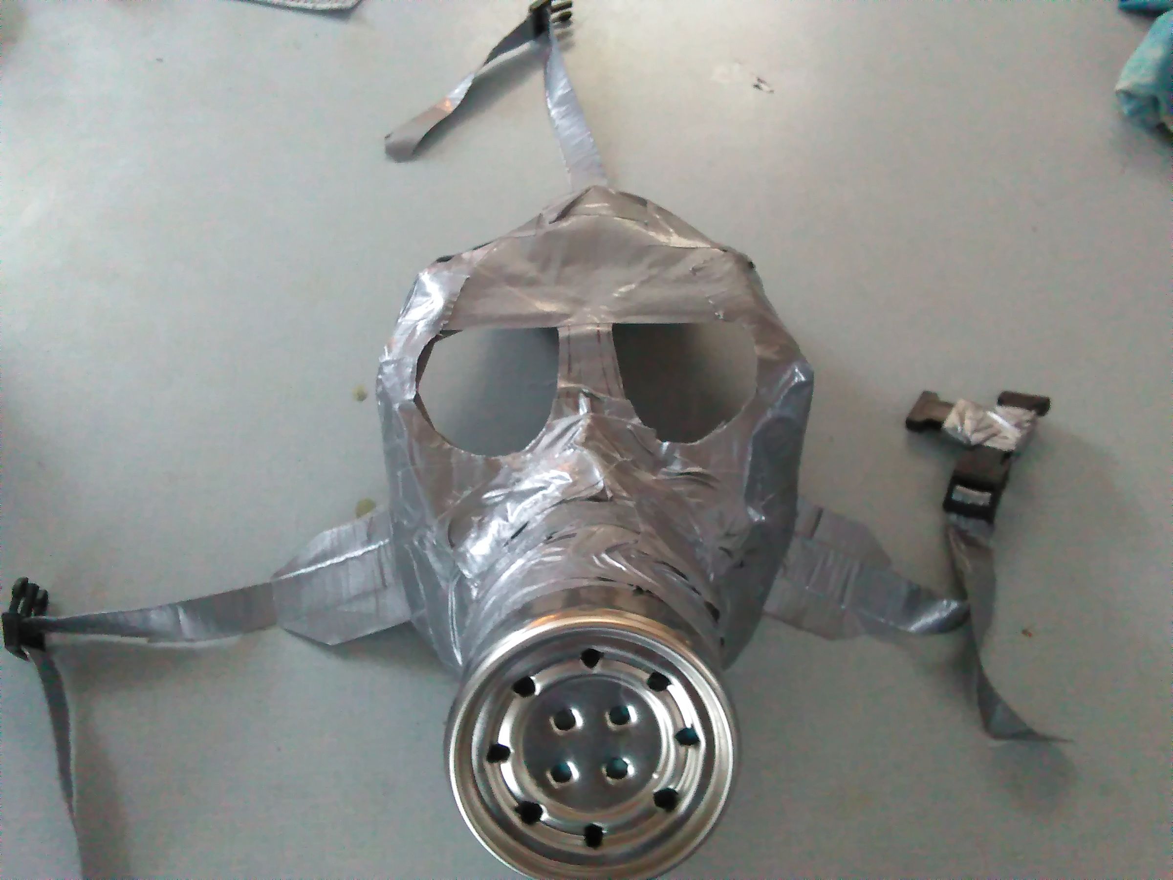 Emergency Duct Tape Gas Mask! : 8 Steps (with Pictures) - Instructables