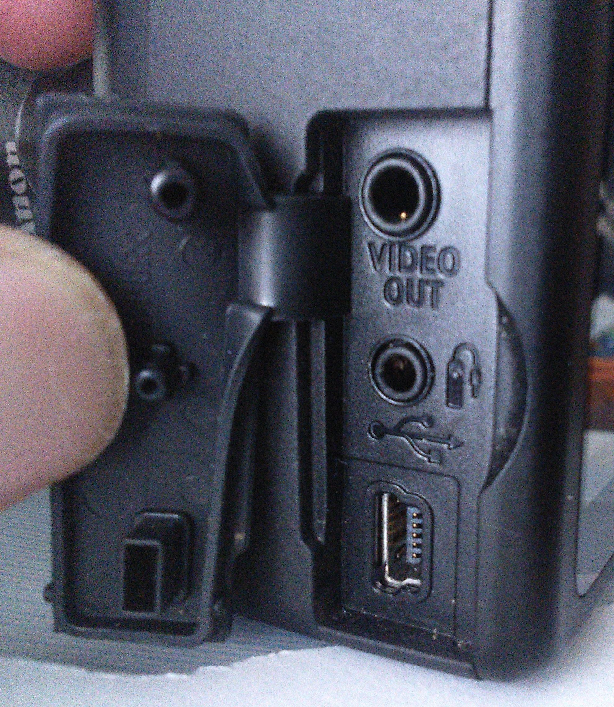 Homemade Remote Shutter Using Earphones. : 3 Steps - Instructables