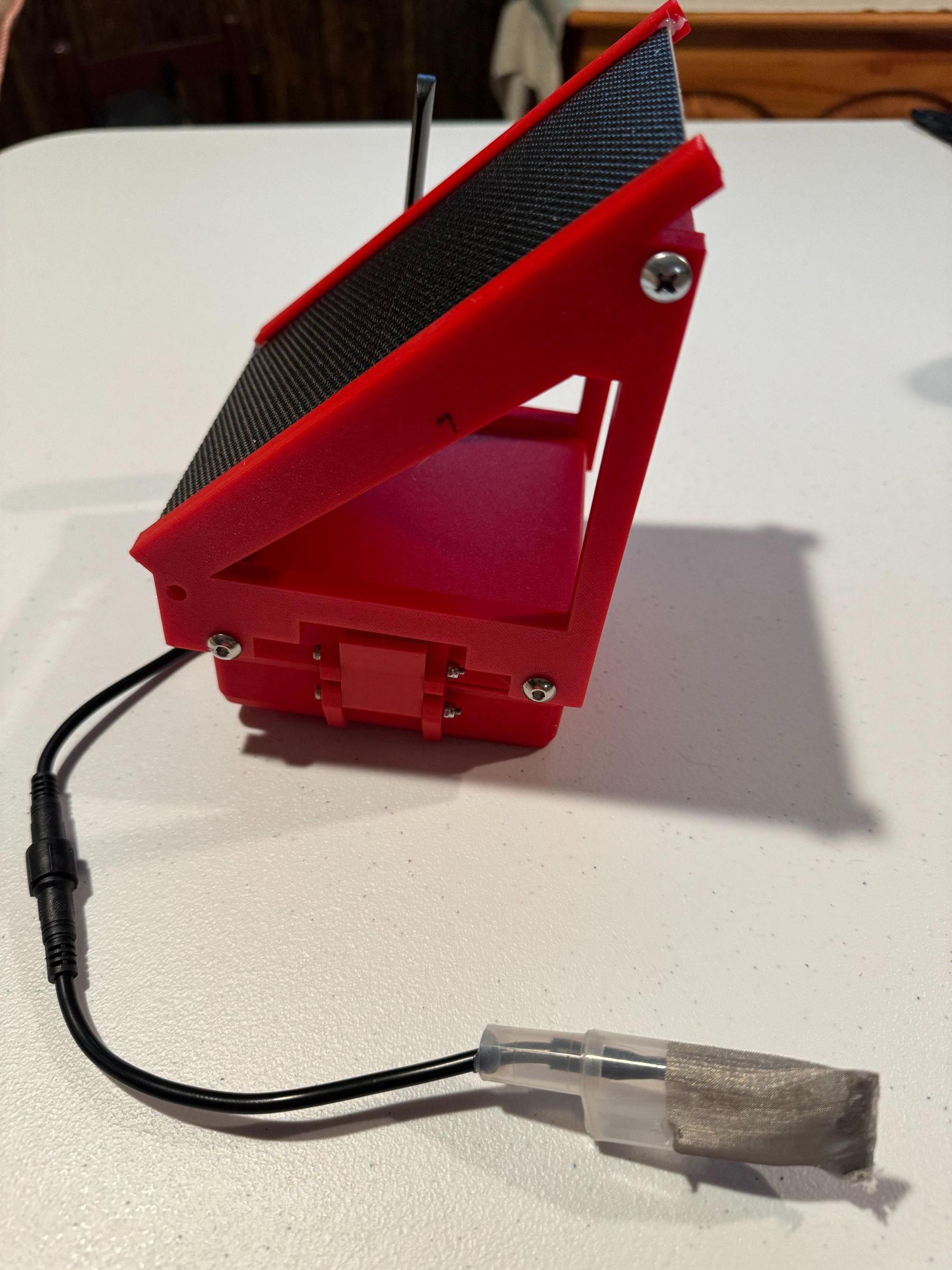 Beehive Temperature and Humidity Sensor With WiFi : 6 Steps - Instructables