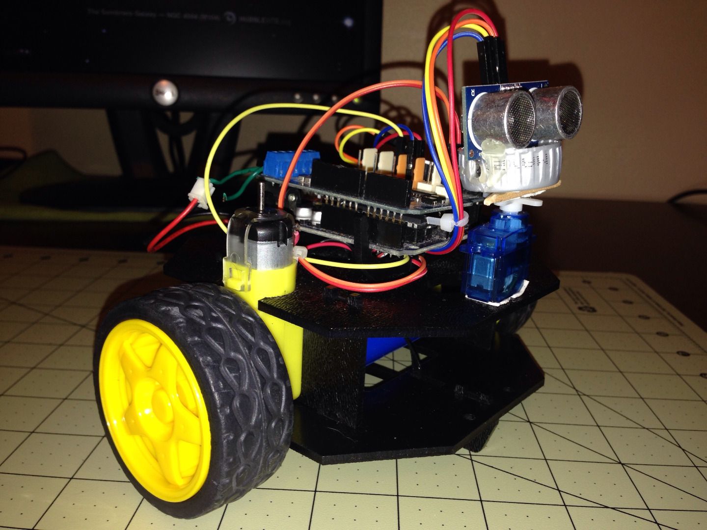 Simple Object Avoider Robot the Using Actobotics Runt Rover Peewee Chassis and a Arduino : 15 ...