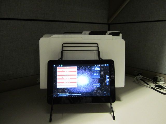 Free Ipad/Android Tablet Stand : 5 Steps - Instructables