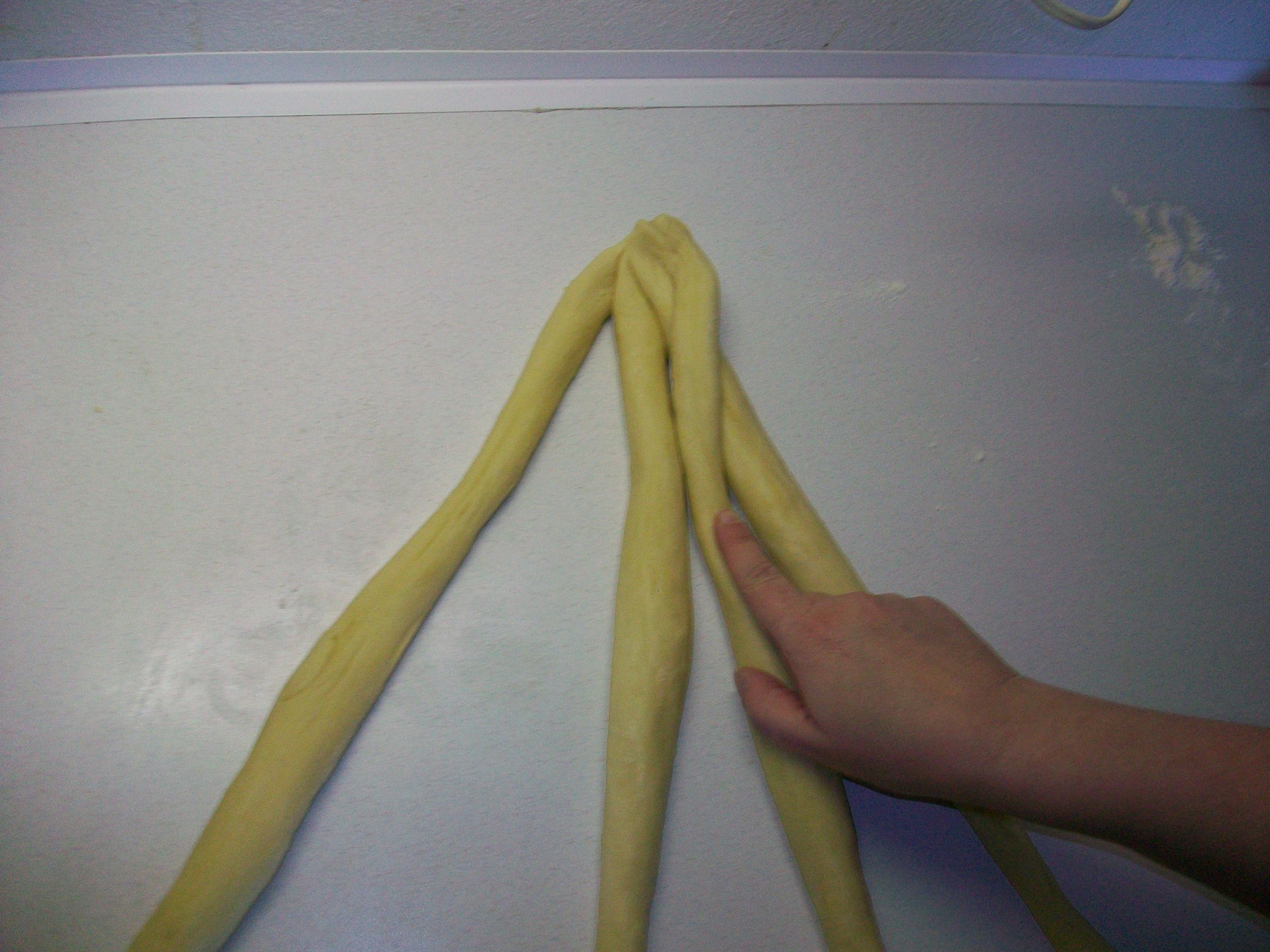 How to Braid Challah - 4 Strand Method. - Instructables