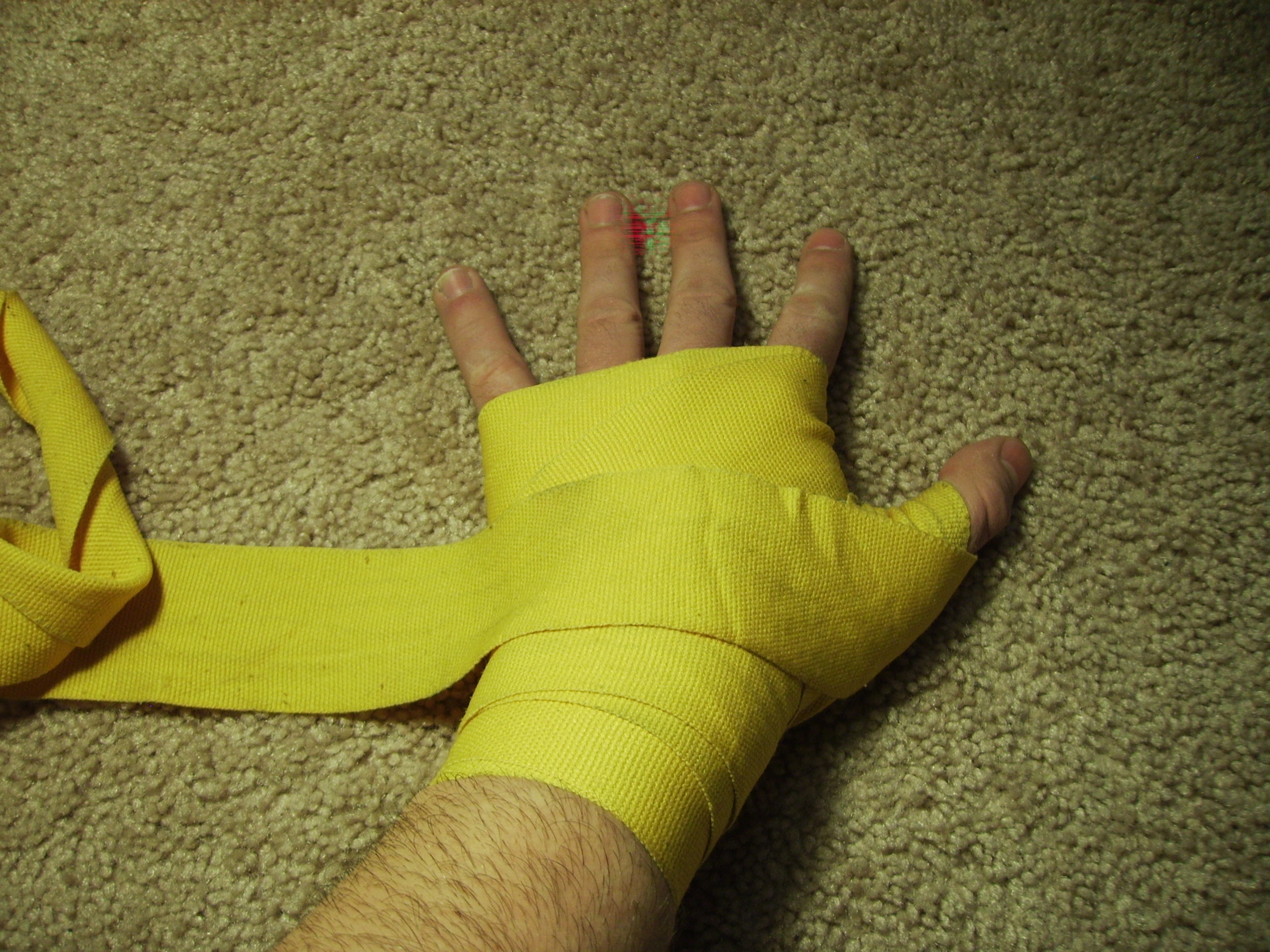 How to Wrap Hands for a Boxing Workout : 14 Steps - Instructables