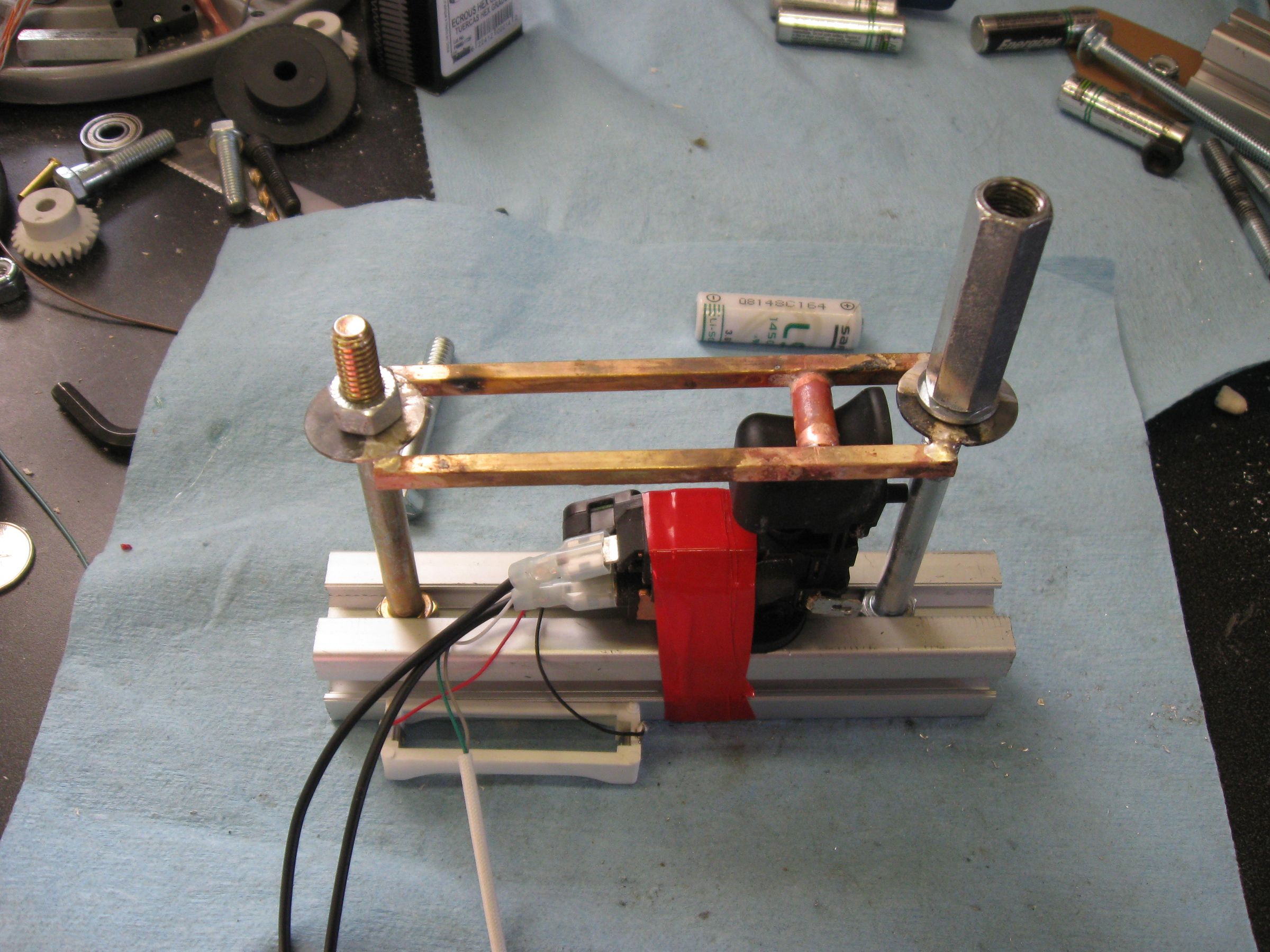 Mini Metal Lathe : 9 Steps (with Pictures) - Instructables