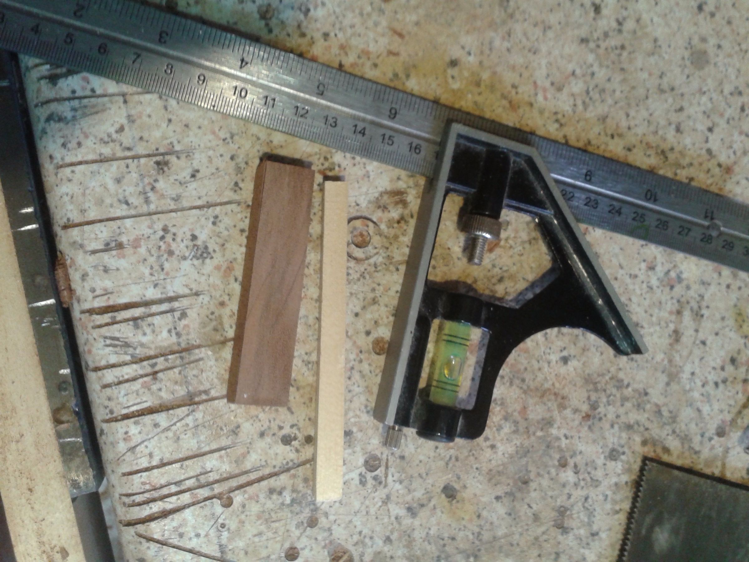 Combi Square Holder : 3 Steps (with Pictures) - Instructables