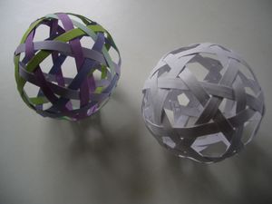 10 Strip Woven Ball : 4 Steps (with Pictures) - Instructables