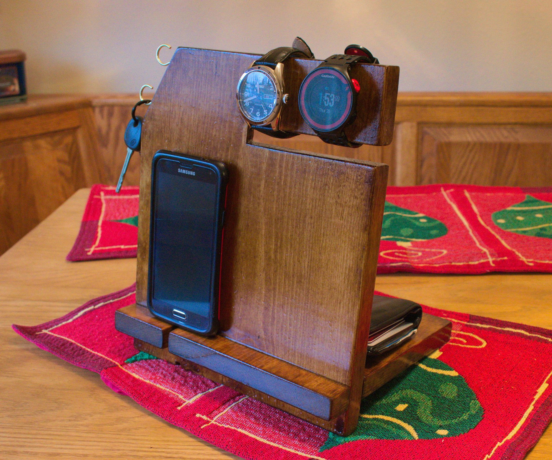 Minimalist Docking Station : 10 Steps (with Pictures) - Instructables