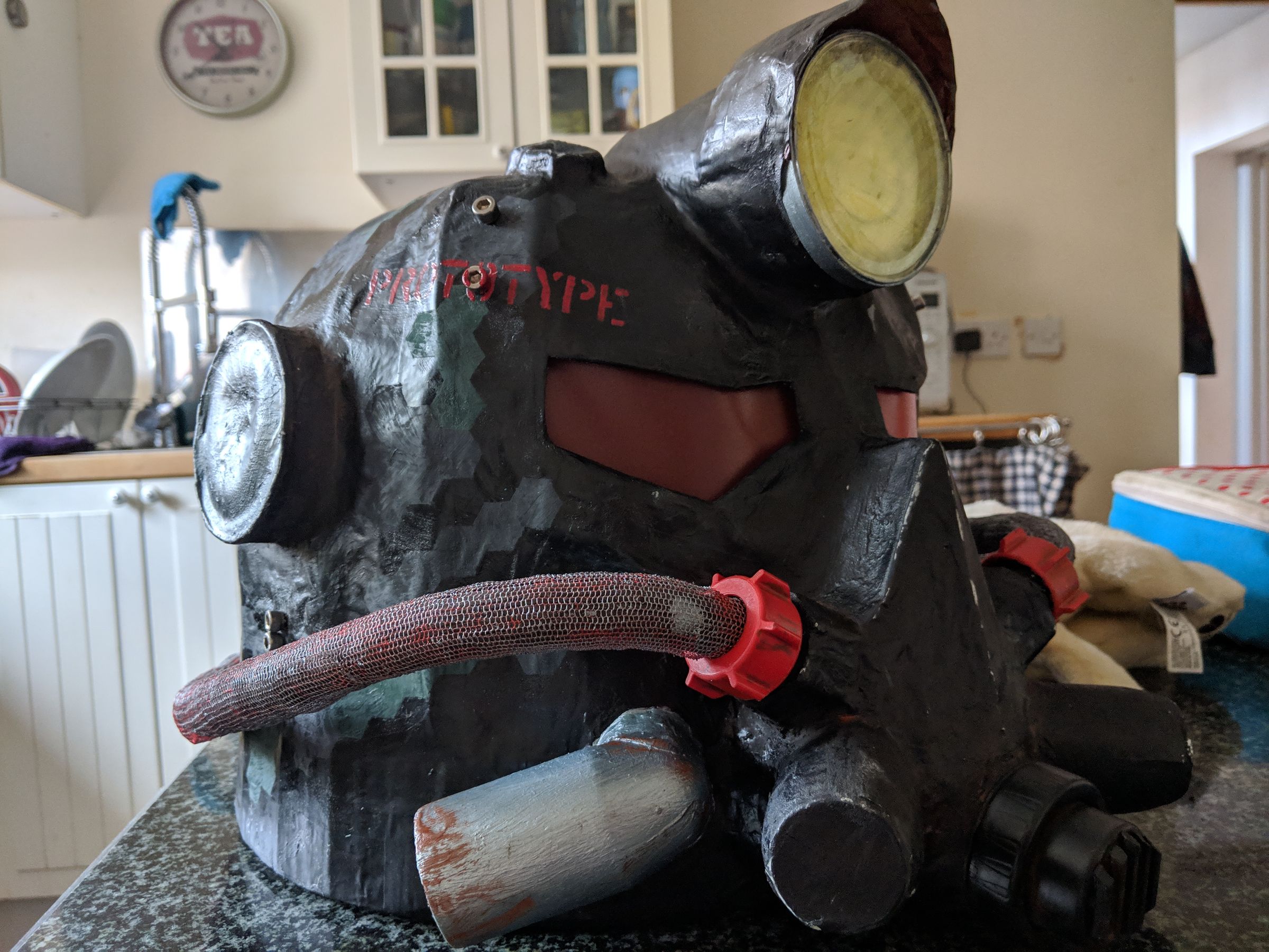 Recycled Power Armour Helmet : 19 Steps - Instructables