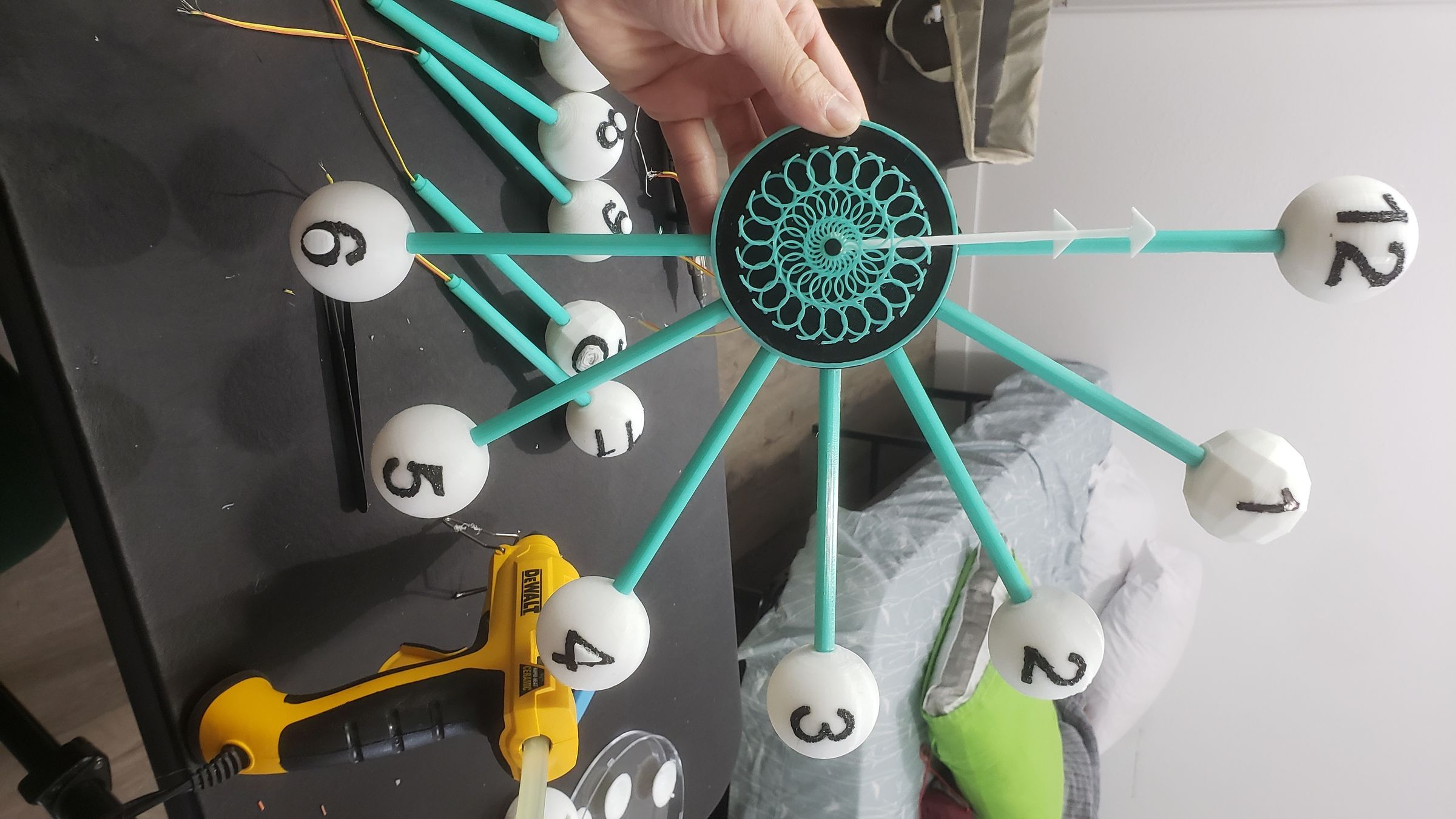 3D Printed Wall Clock With Kinetic Art and LEDs : 10 Steps (with ...