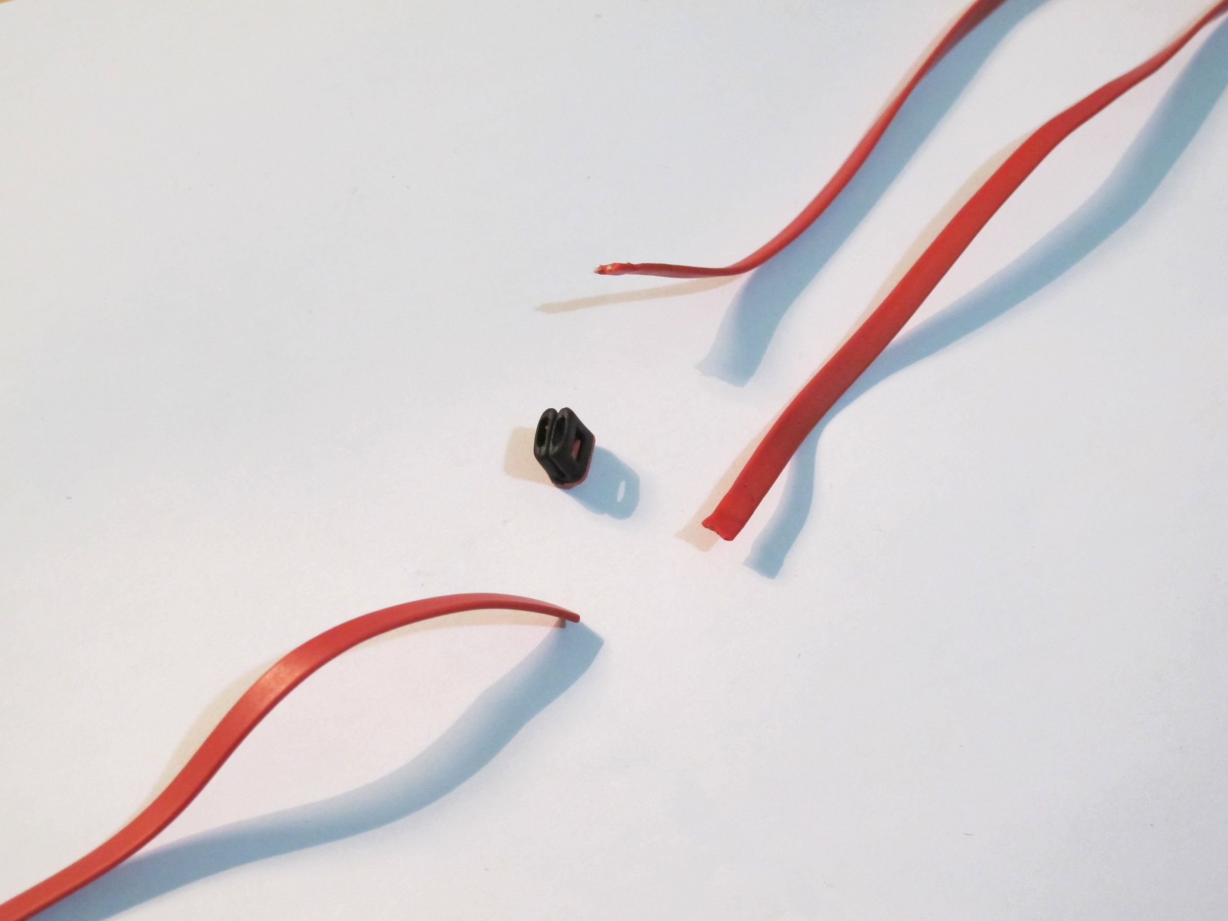 How to Repair Busted Headphones : 8 Steps (with Pictures) - Instructables
