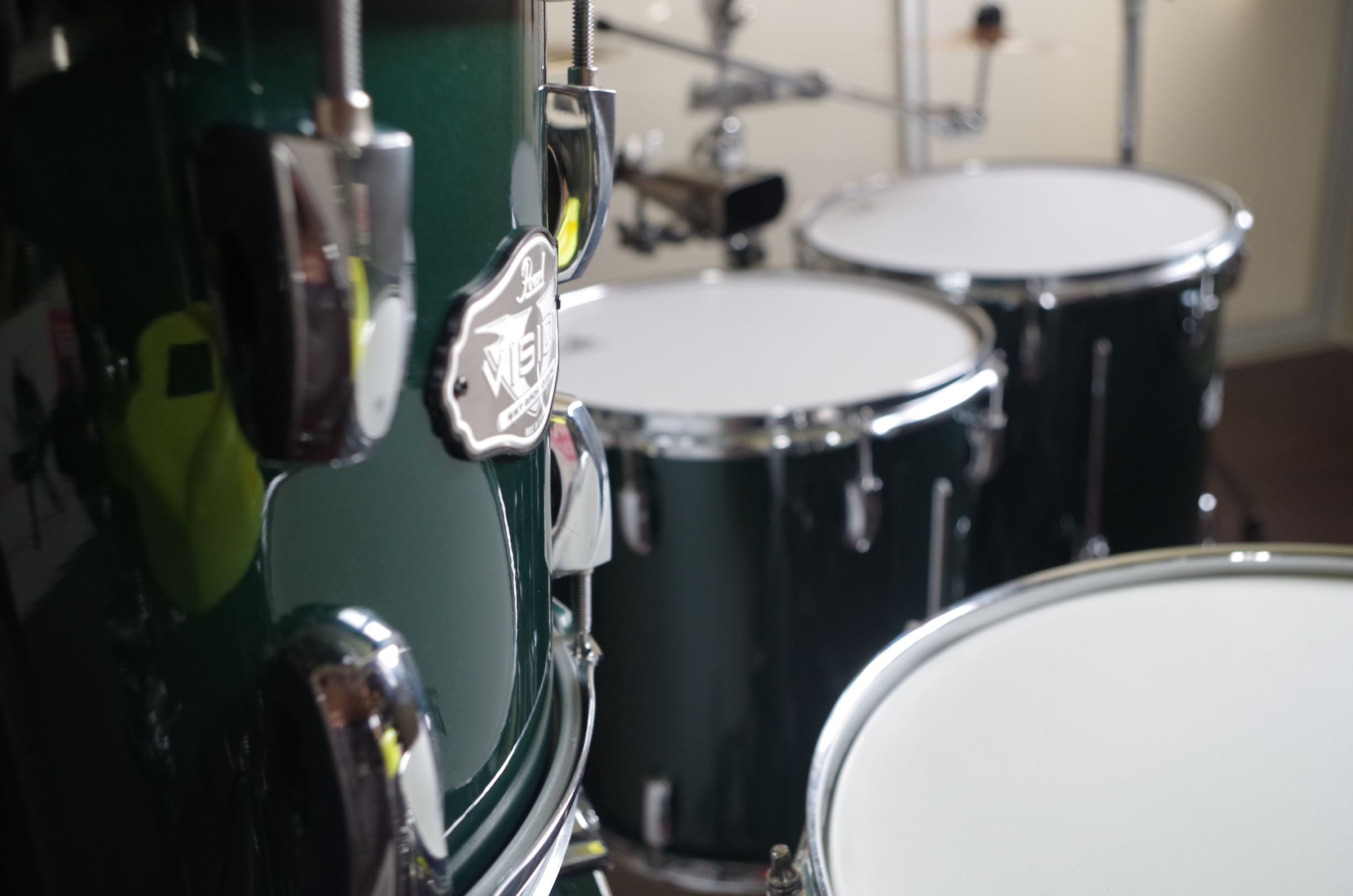 Paint Your Drum Kit - by Painting Your Drum Wraps : 10 Steps (with ...