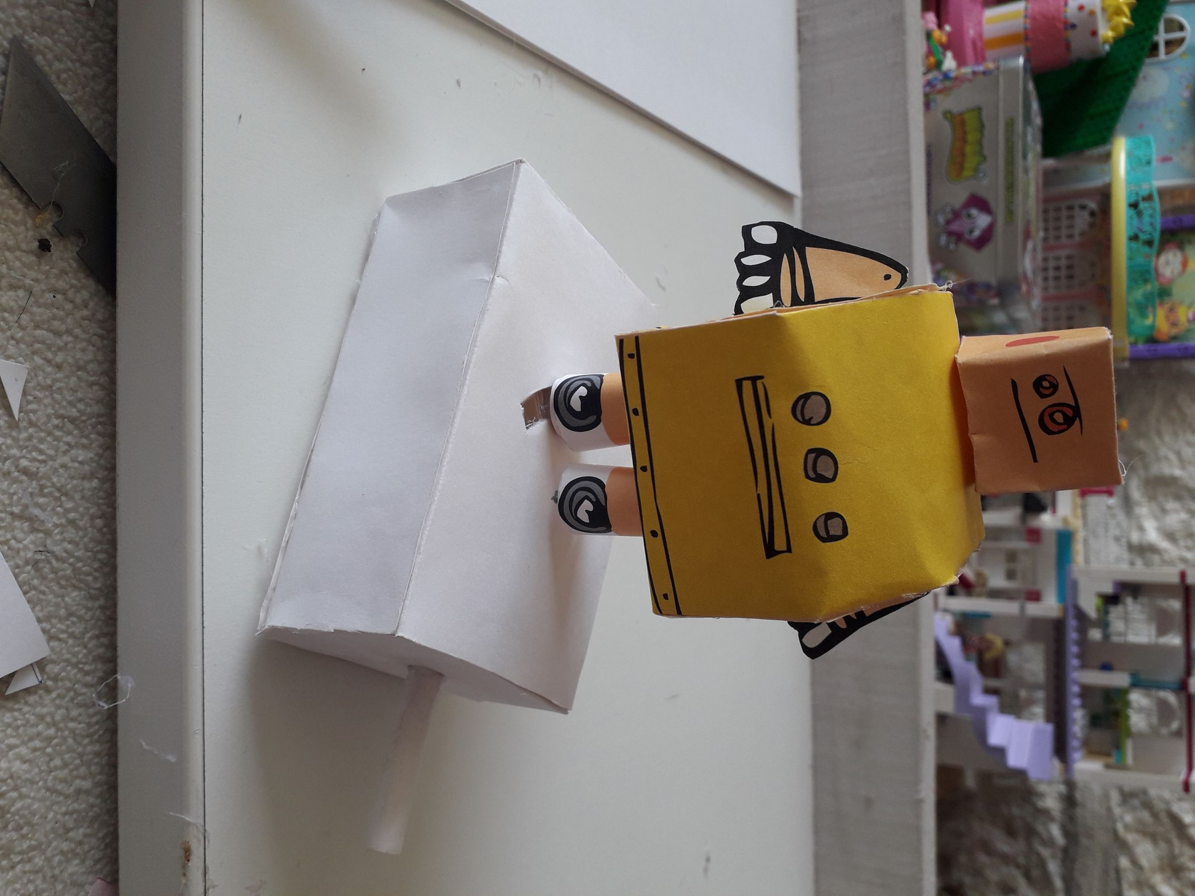 Instructable Paper Moving Robot ! : 10 Steps (with Pictures) - Instructables