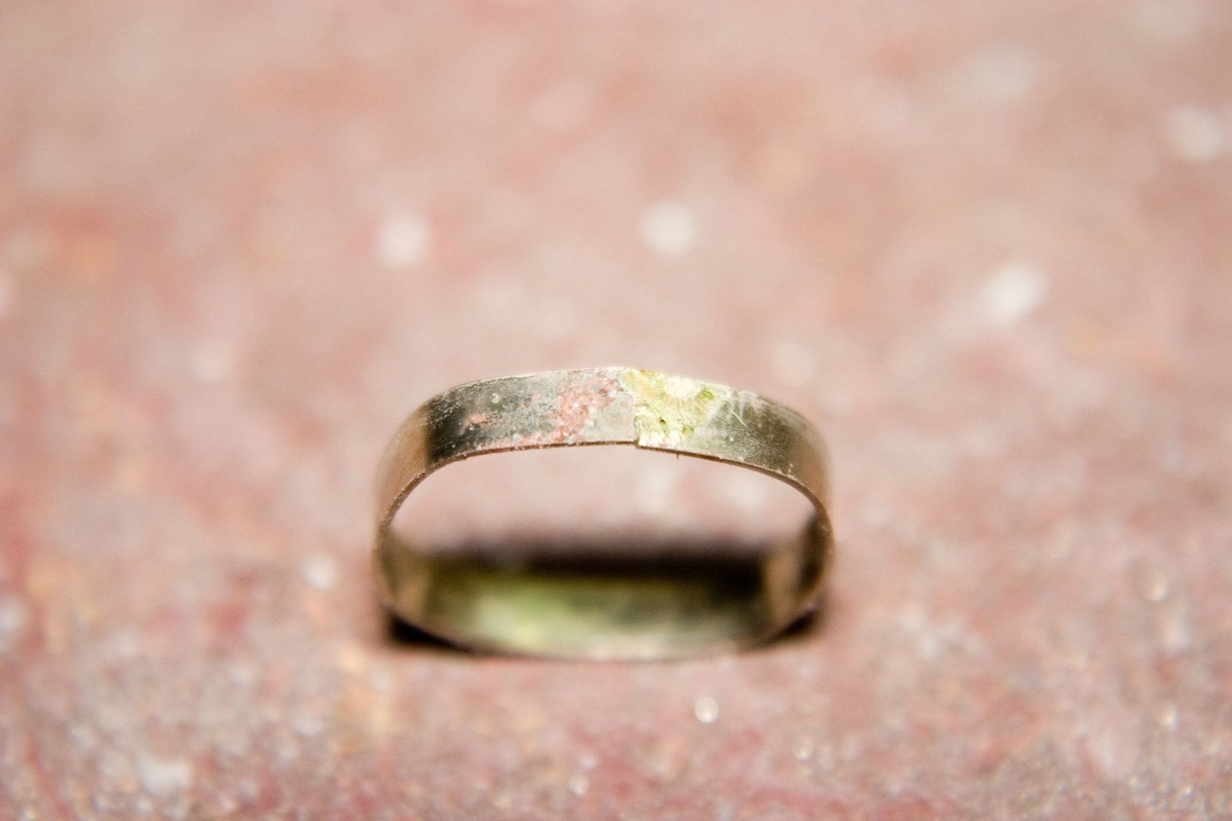 How to Make a Simple Bezel Setting : 6 Steps (with Pictures ...