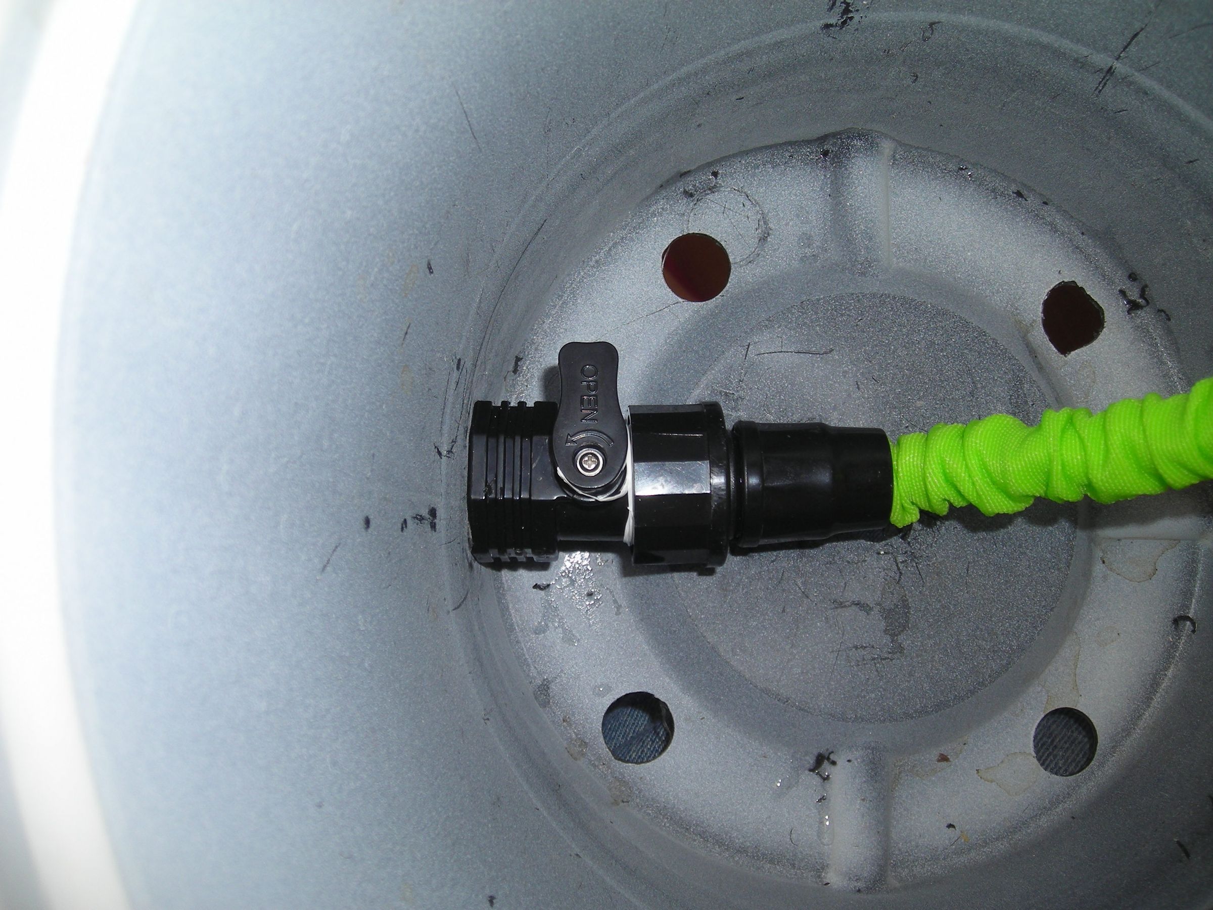 As Seen on Instructable - the Pocket Hose Holder : 3 Steps - Instructables