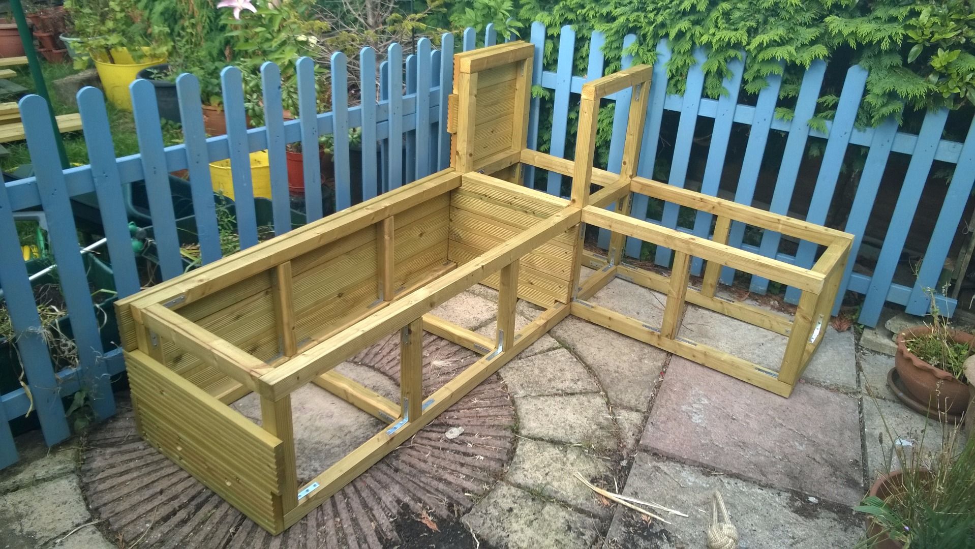 Raised Timber Pond With Waterfall and Bench : 8 Steps (with Pictures ...