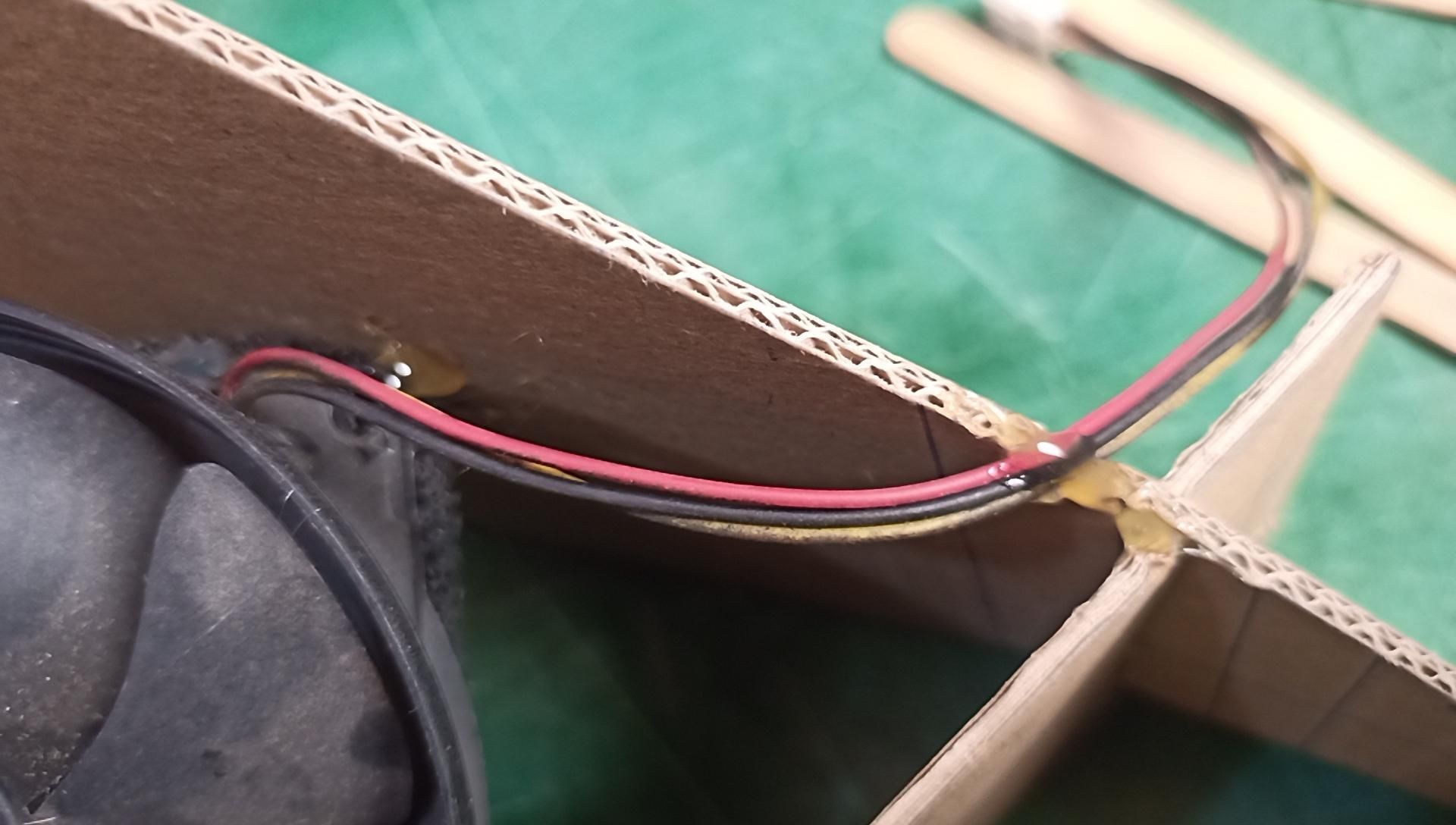 Cardboard Laptop Stand With Cooling Fan : 7 Steps - Instructables