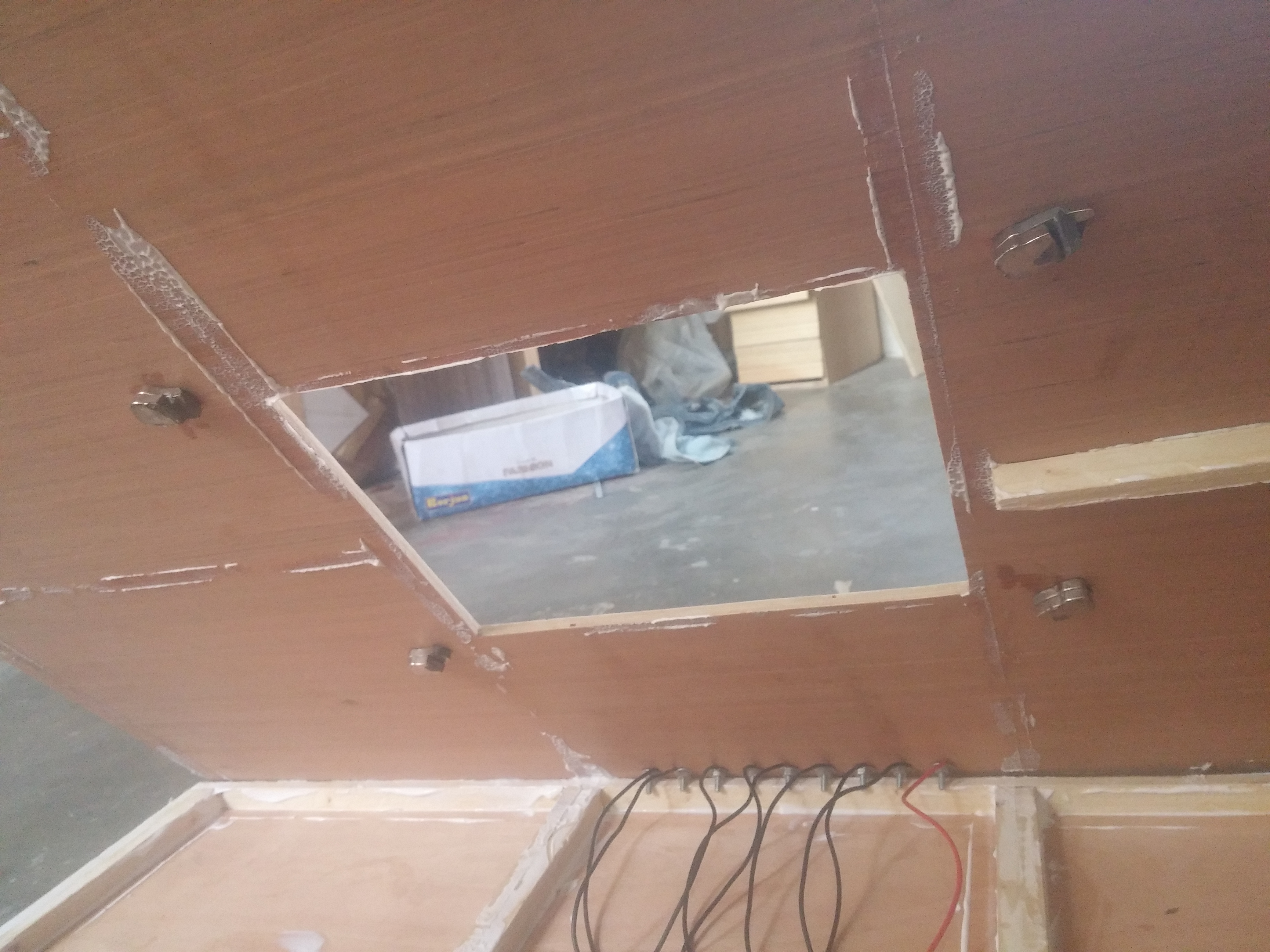 DIY PORTABLE WORK STATION : 13 Steps (with Pictures) - Instructables