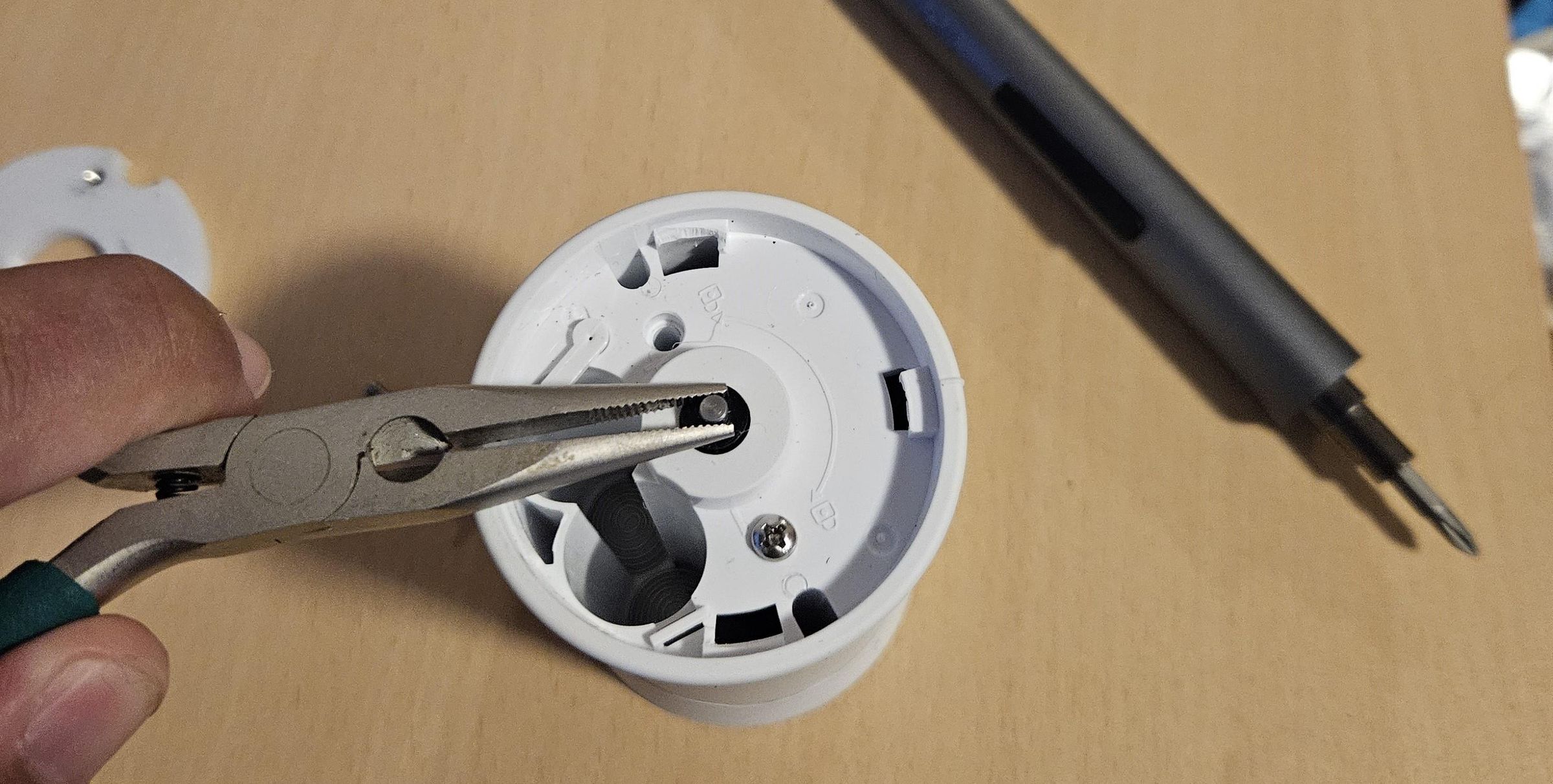 Moes BRT-100-TRV Socket Replacement : 3 Steps - Instructables