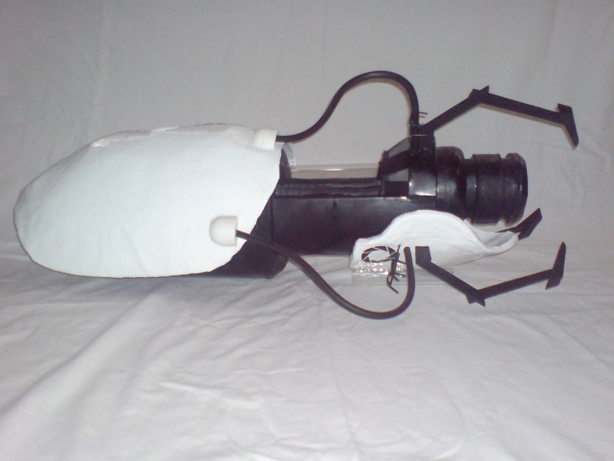 How to Make a Portal Gun : 16 Steps (with Pictures) - Instructables