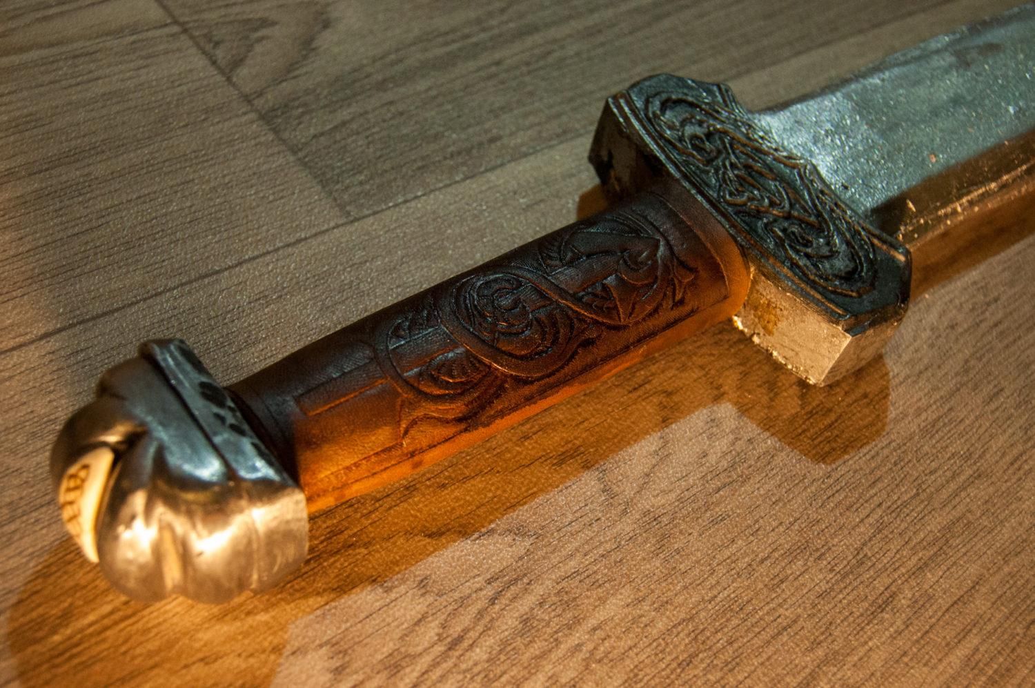 Authentic LARP Sword : 11 Steps (with Pictures) - Instructables
