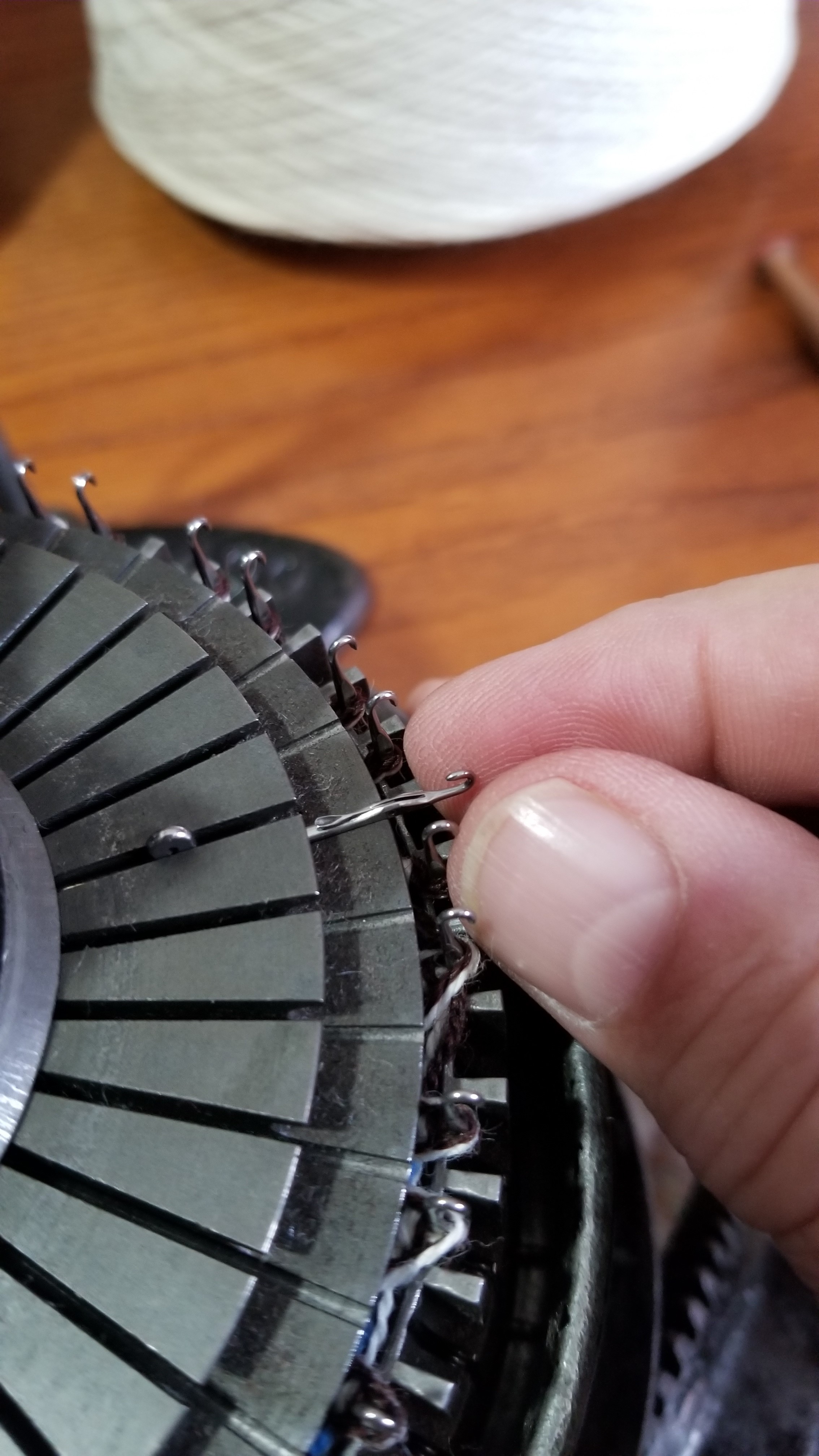 Socks the Old Way on a CSM : 52 Steps (with Pictures) - Instructables