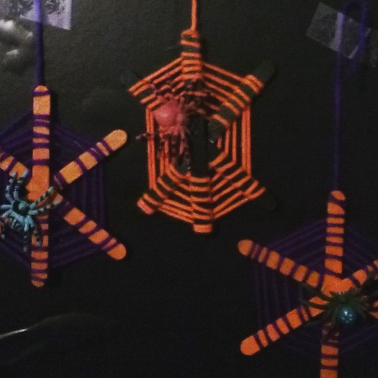 Hanging Spider Webs : 6 Steps (with Pictures) - Instructables