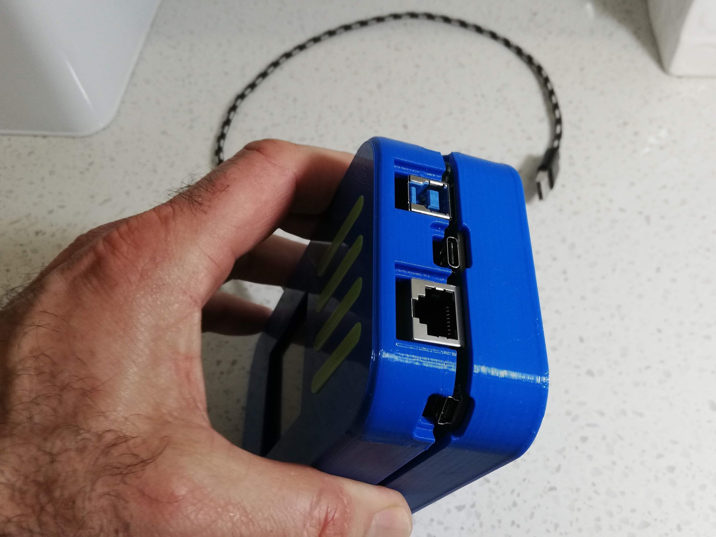 Touch Screen Cable Tracer / Cable Tester : 6 Steps (with Pictures ...