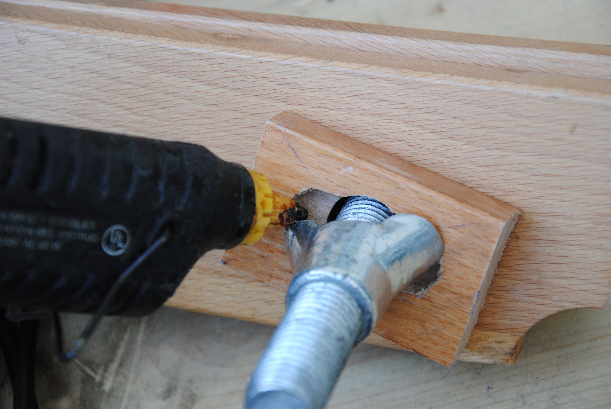 How to Build a Twin-Screw Vise | DIY Woodworking Tools #10 : 10 Steps ...