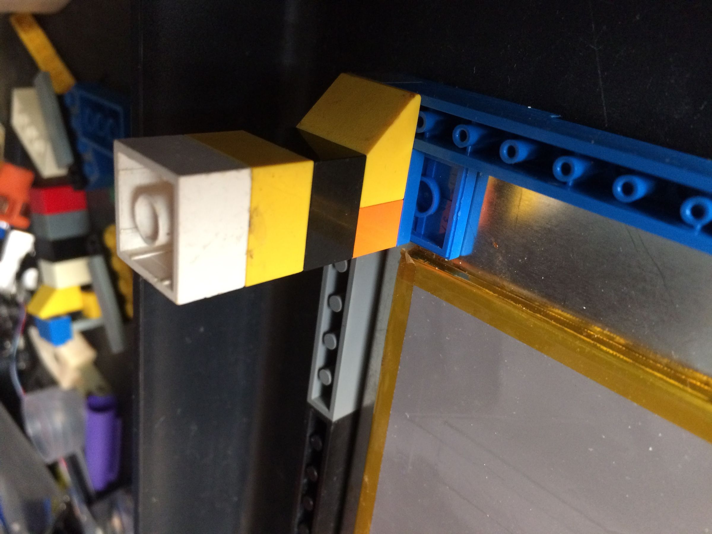 Lego Digital Photo Frame From Broken Tablet : 5 Steps (with Pictures ...