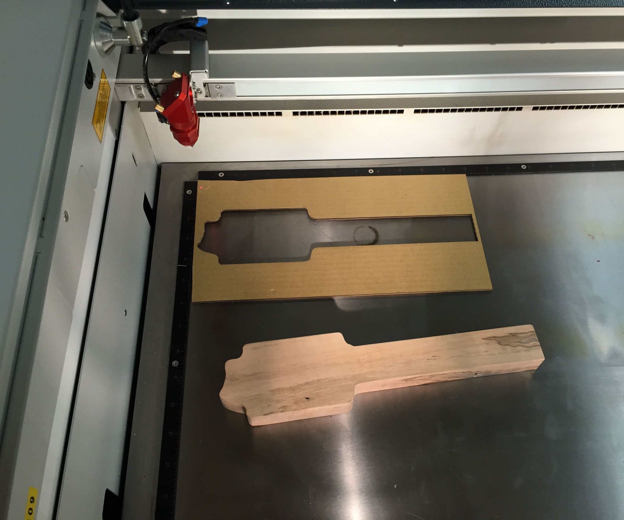 Creating a Template for Irregular Shaped Objects for Lasering : 6 Steps ...