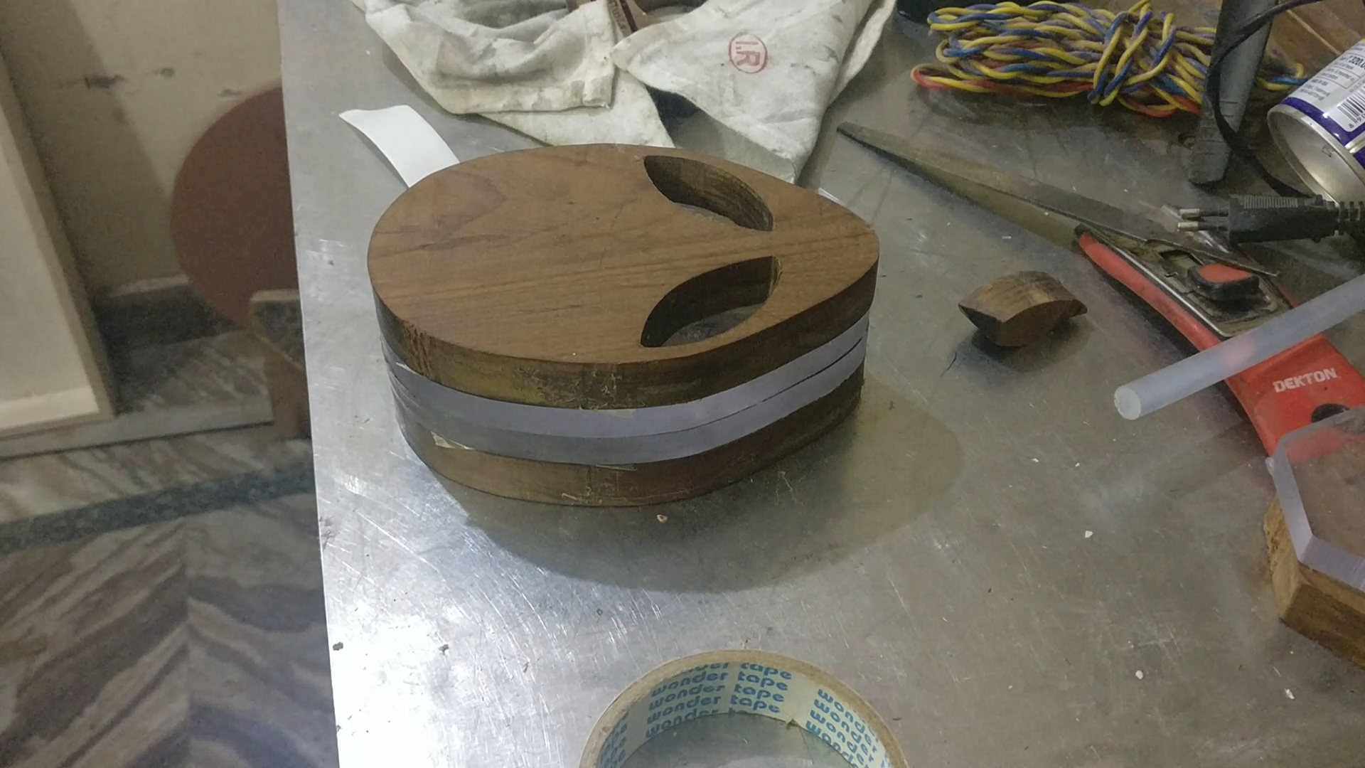 RGB Alienware Headphone Stand : 13 Steps (with Pictures) - Instructables