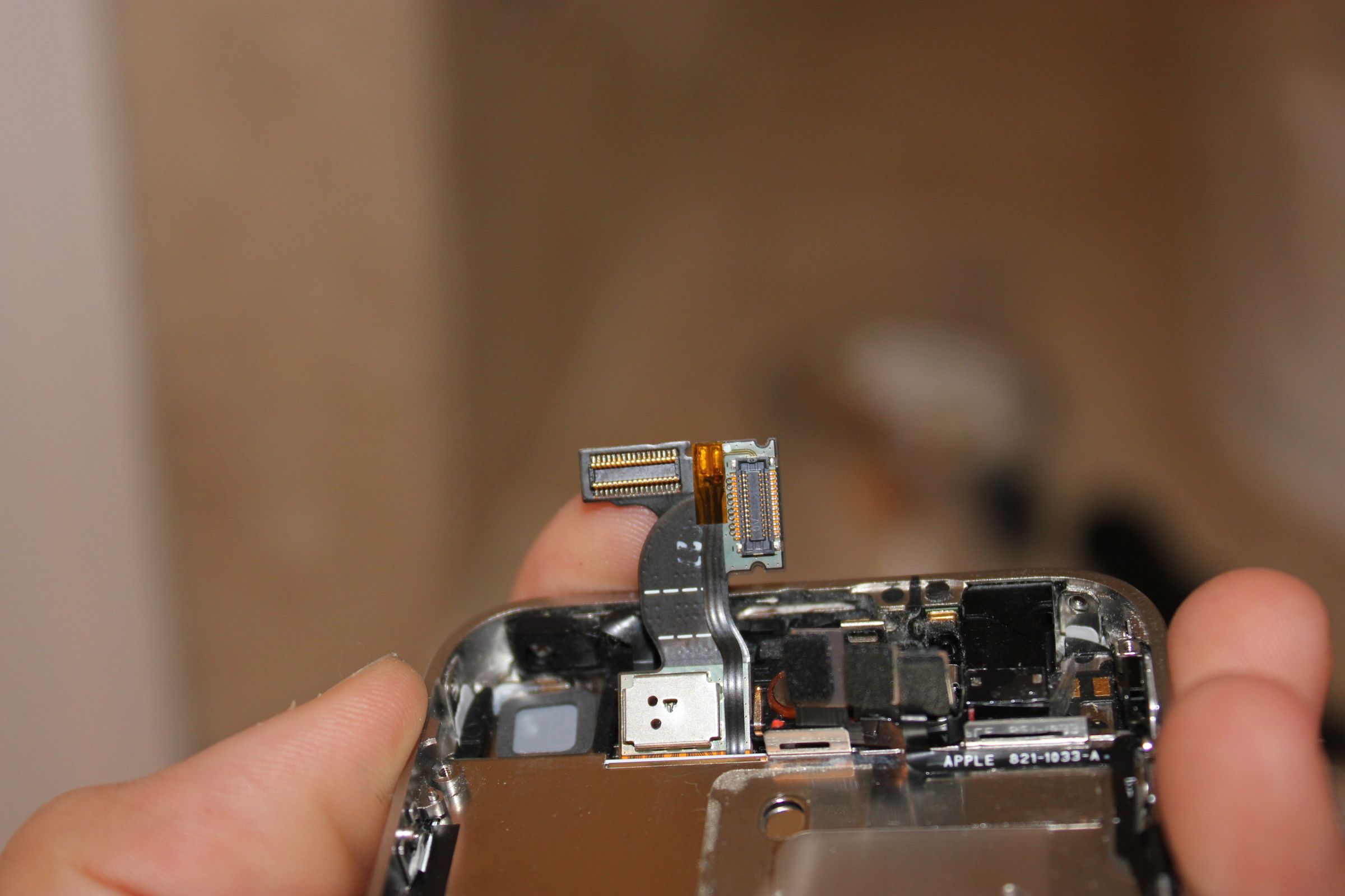 Guide to IPhone 4 Screen Replacement : 17 Steps (with Pictures ...