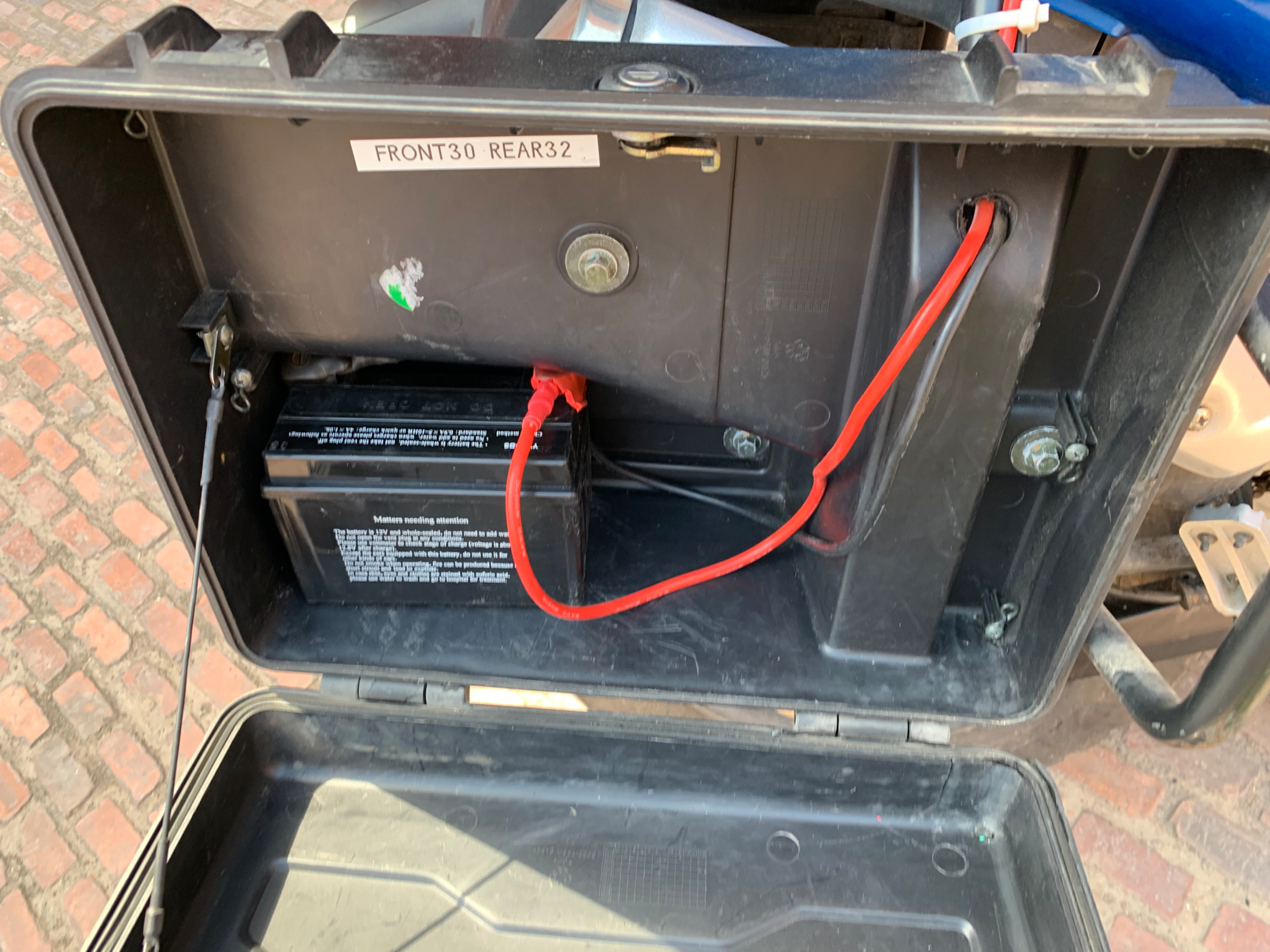 Cafe Racer Battery Relocation Kit Uk | Reviewmotors.co