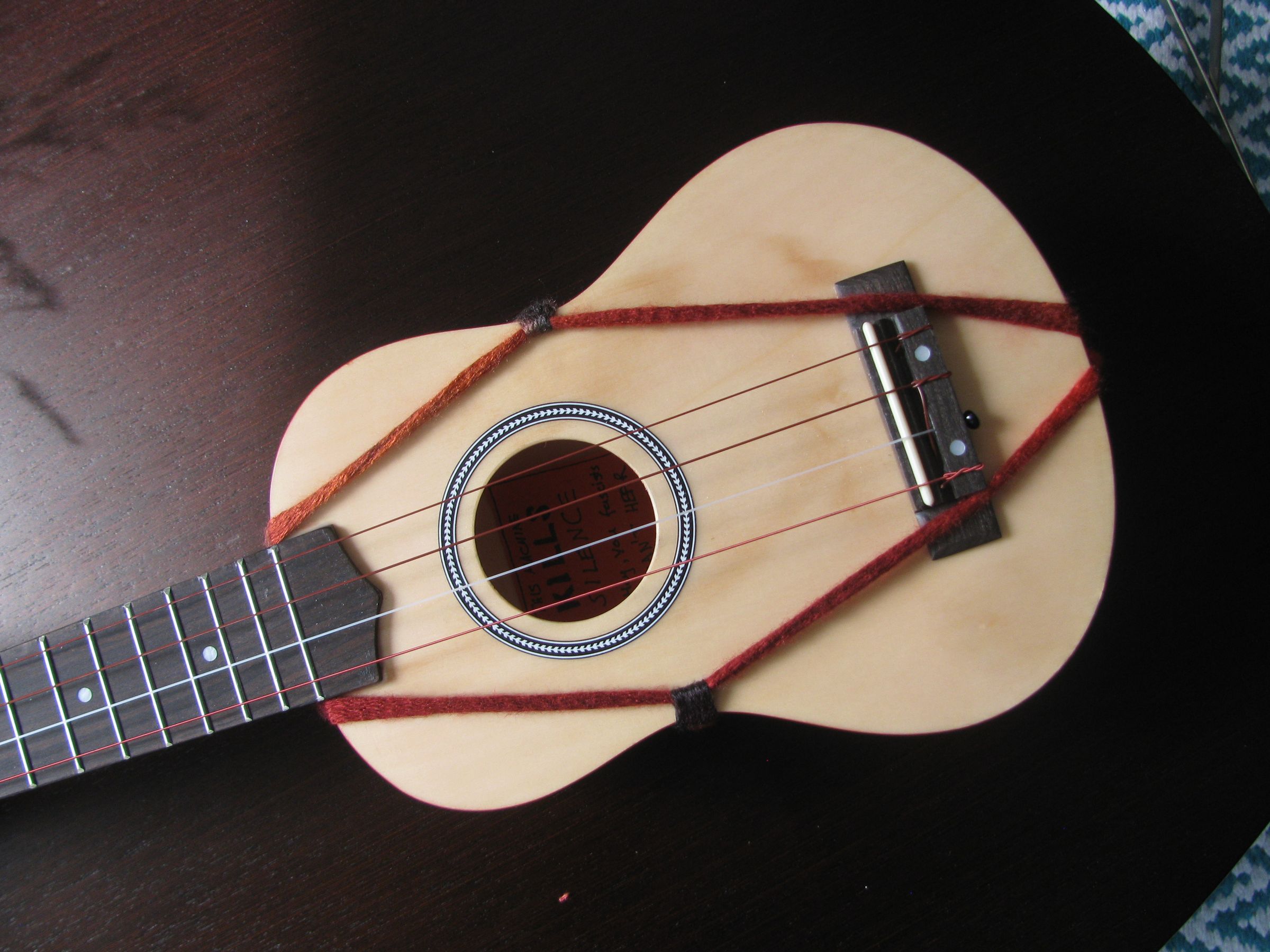 Cat's Cradle Ukulele Strap : 13 Steps - Instructables